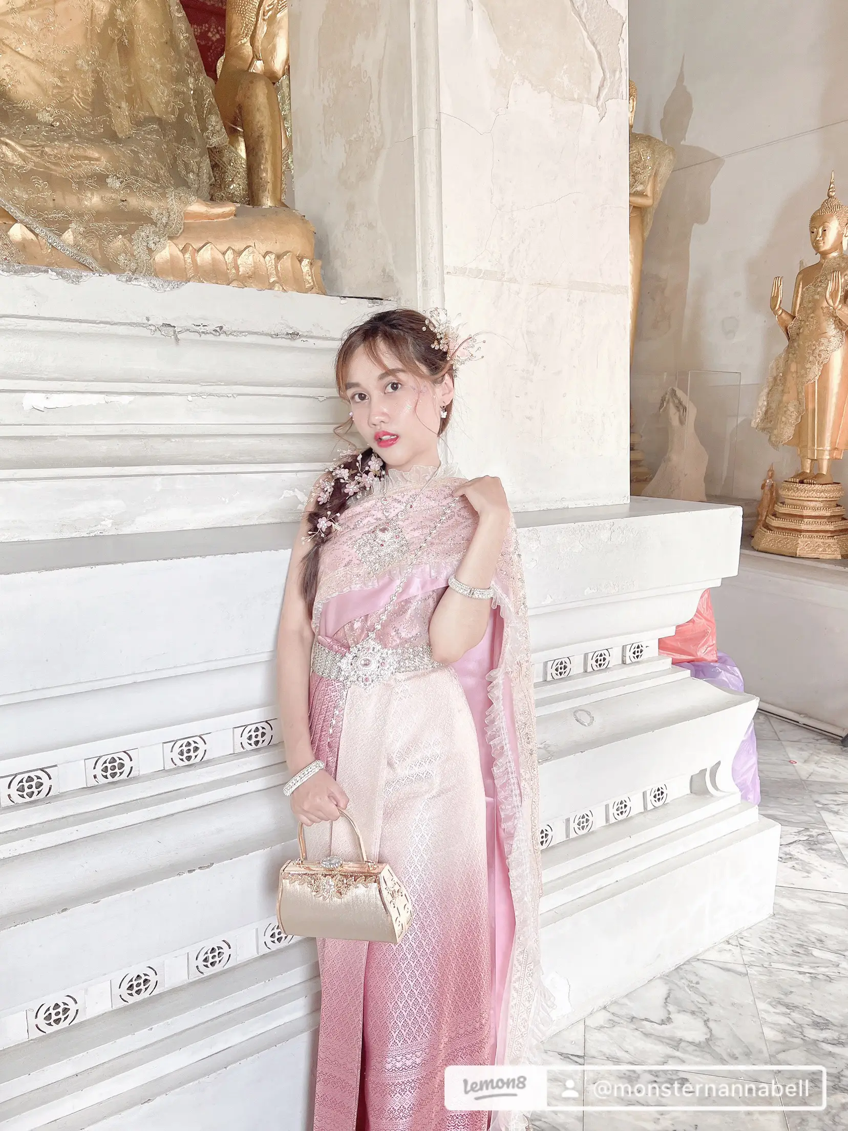 ใส่ชุดไทยสไตล์ douin วัดอรุณ 🎀 | แกลเลอรีที่โพสต์โดย ชาแนนนี่ 🐰 | Lemon8