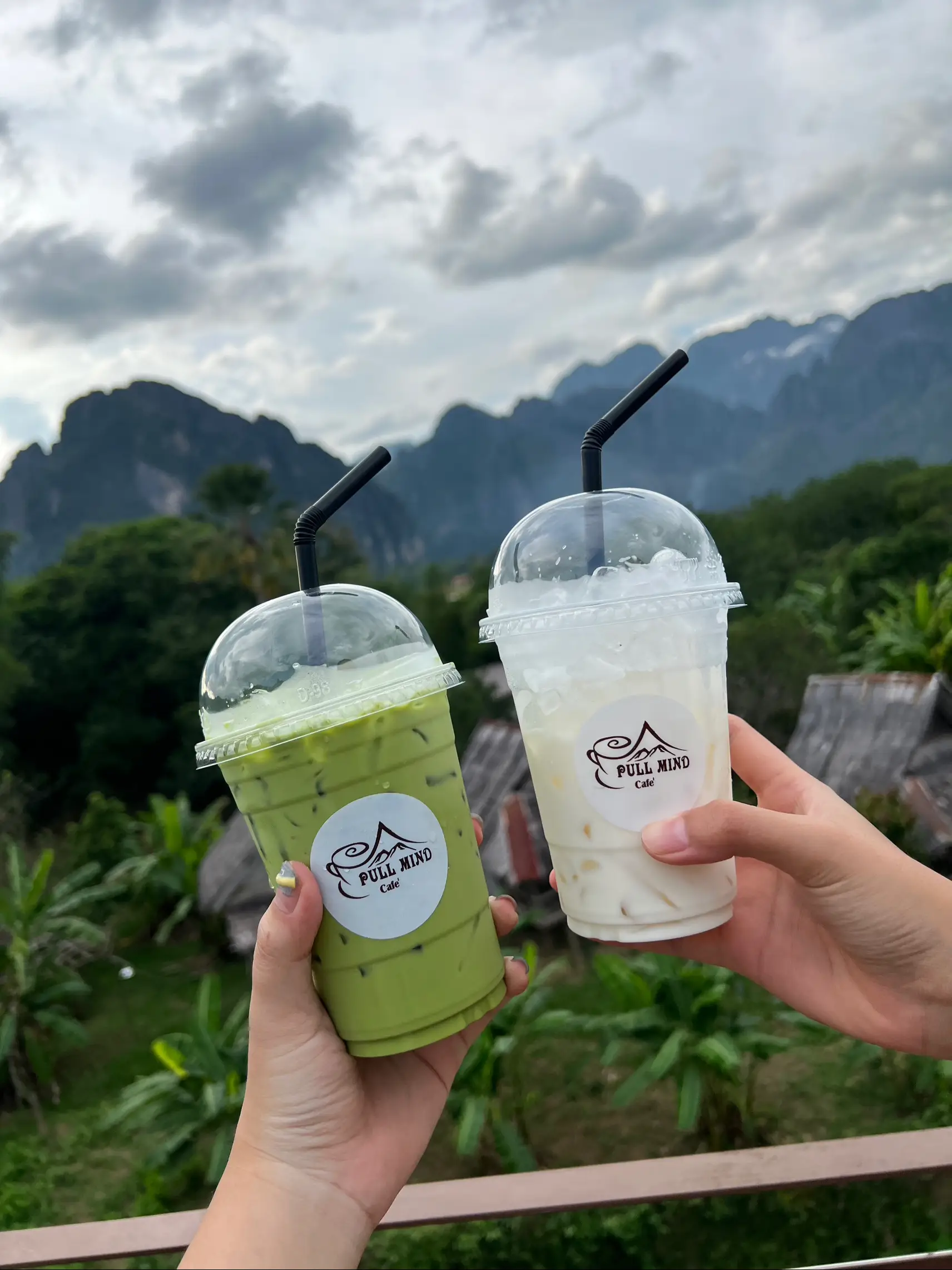 เครื่องดื่มหลักสิบ วิวหลักล้านกับคาเฟ่ชื่อดัง pull mind วังเวียง 🇱🇦 ...