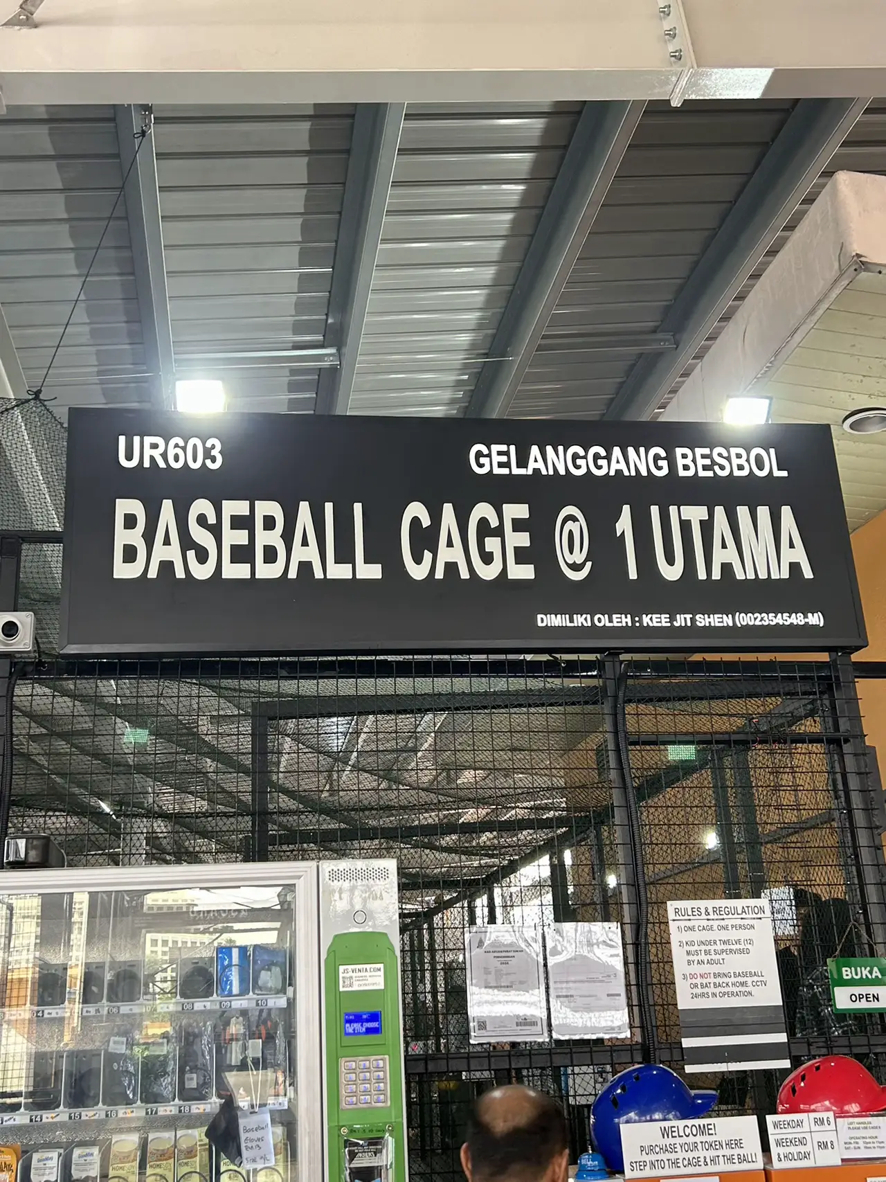 9 Activities you can do in One Utama | Video diterbitkan oleh Fivestars ...