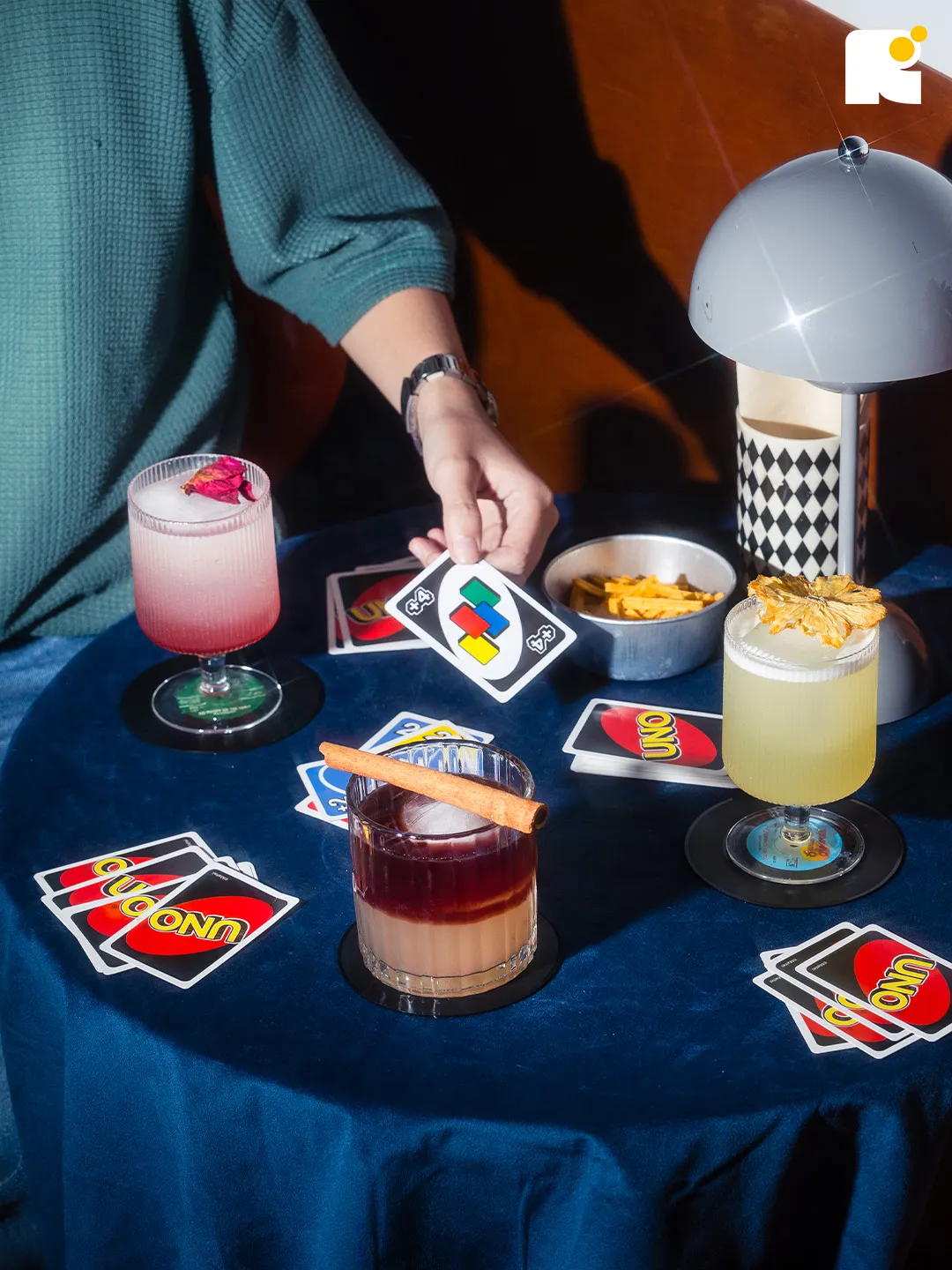 บาร์ลับย่านบางรัก ไวบ์แบบ Mid-cetury และ City Pop | แกลเลอรีที่โพสต์โดย ...