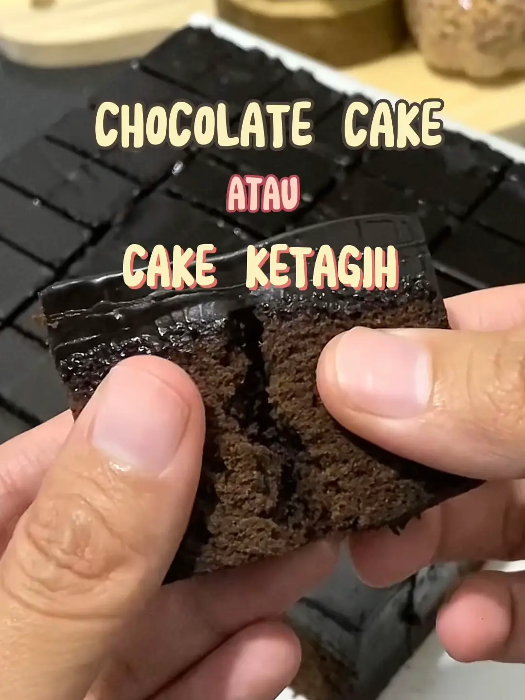 CHOCOLATE CAKE ATAU CAKE KETAGIH SIH? | Video dipublikasikan oleh ...