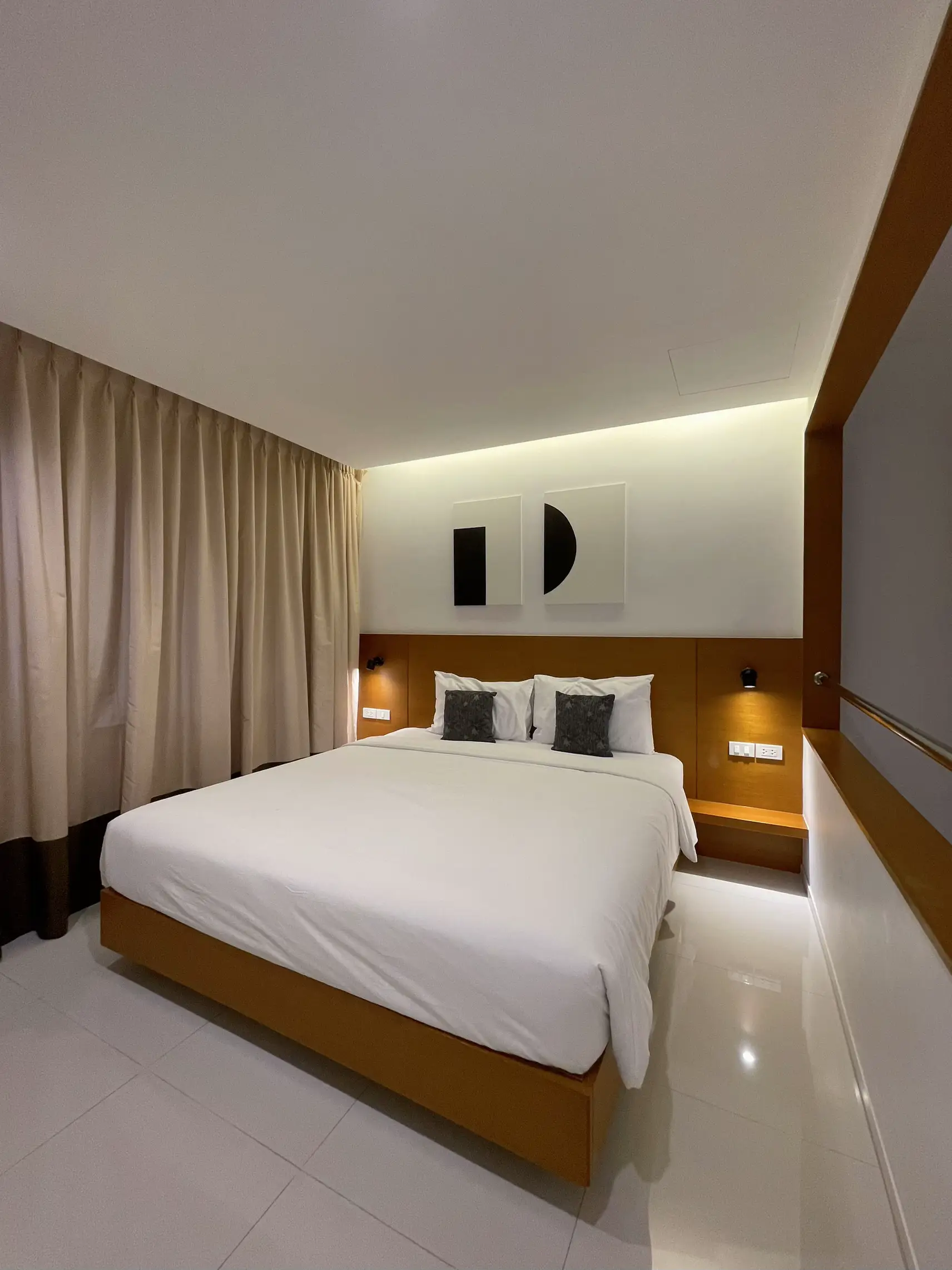 ที่พักพัทยา Duplex 2 ชั้น สไตล์มินิมอล งบ 1,2xx ไม่เกินจริง! | แกลเลอรีที่โพสต์โดย Song II | Lemon8