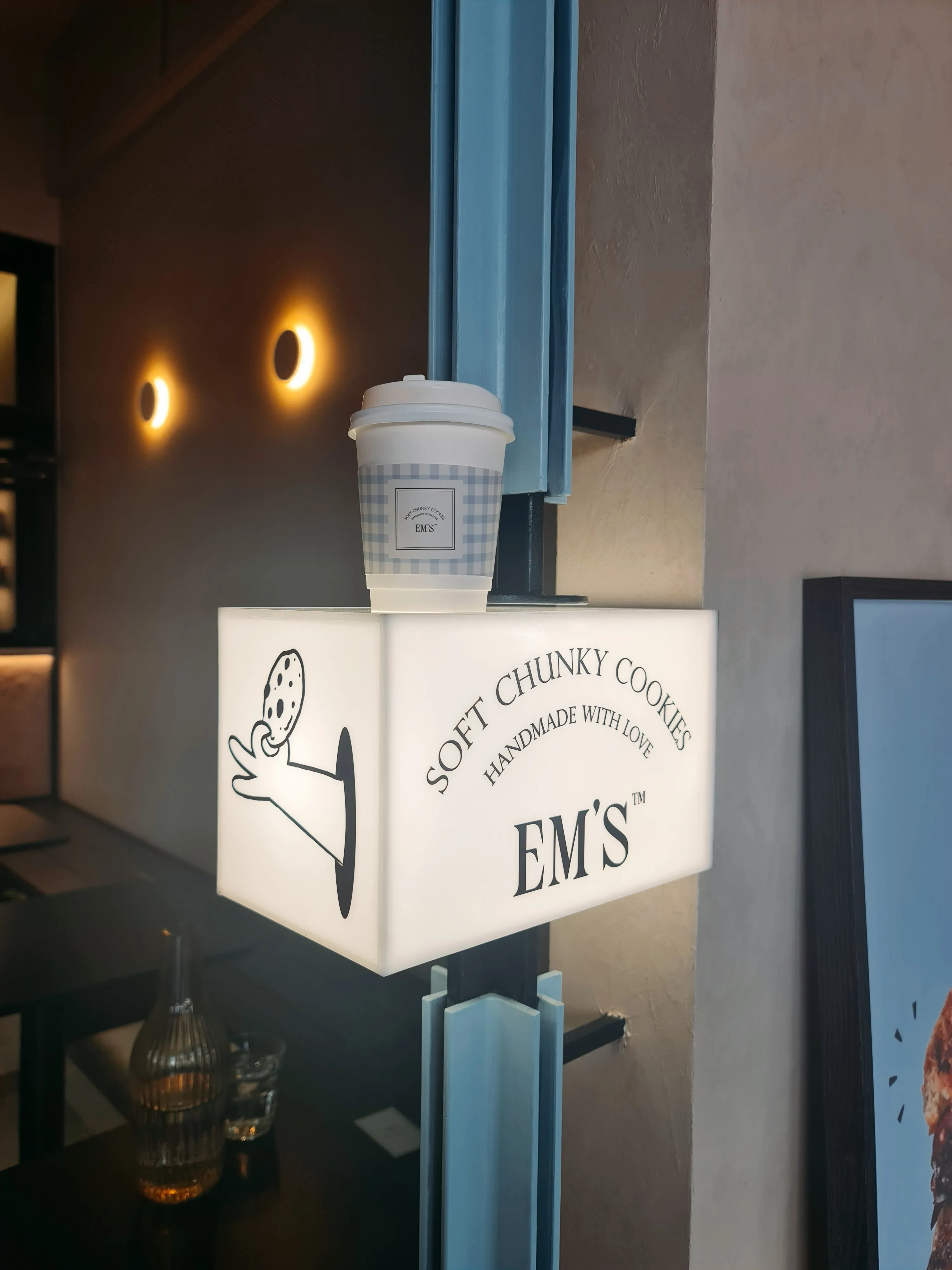 EM'S Soft Chunky Cookies a must visit cookie shop🍪 | แกลเลอรีที่โพสต์ ...