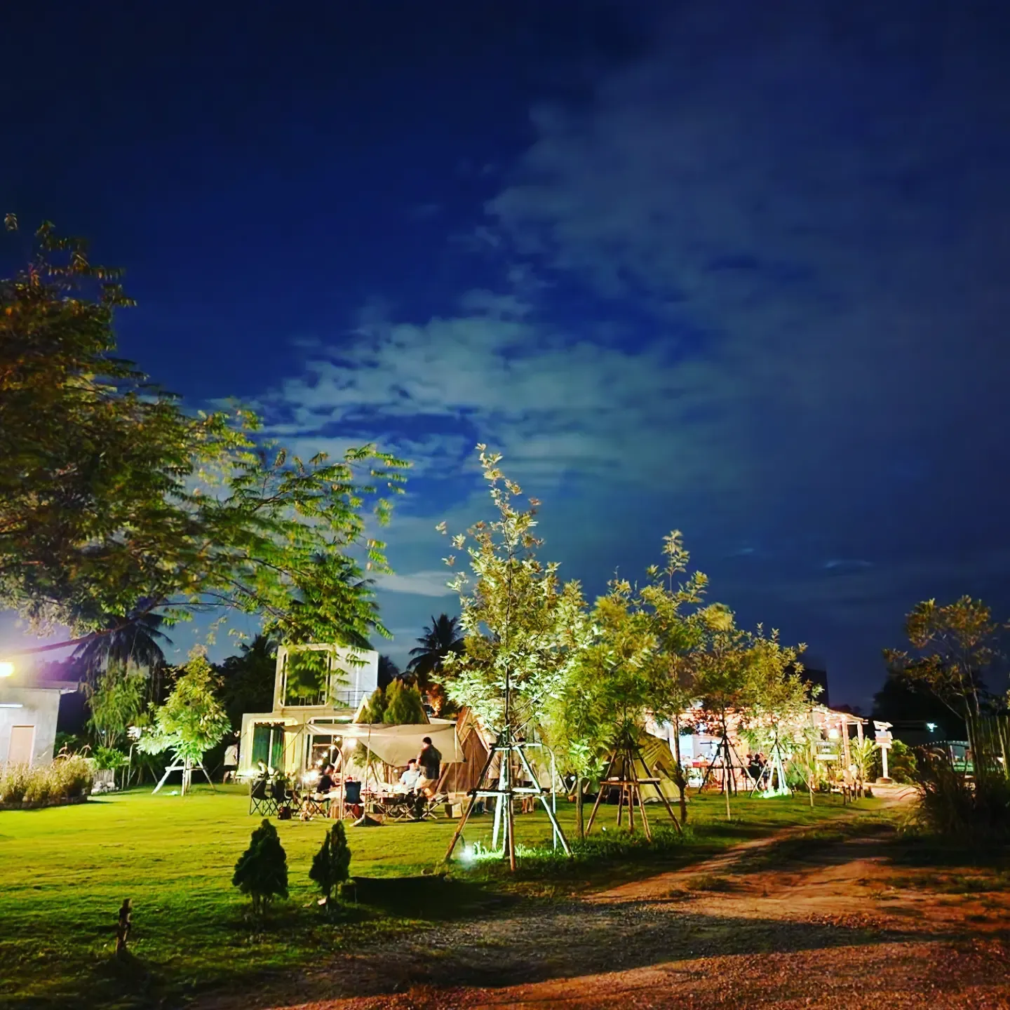 Take Time Camping บางพระ ชลบุรี | แกลเลอรีที่โพสต์โดย Aimi Channel | Lemon8