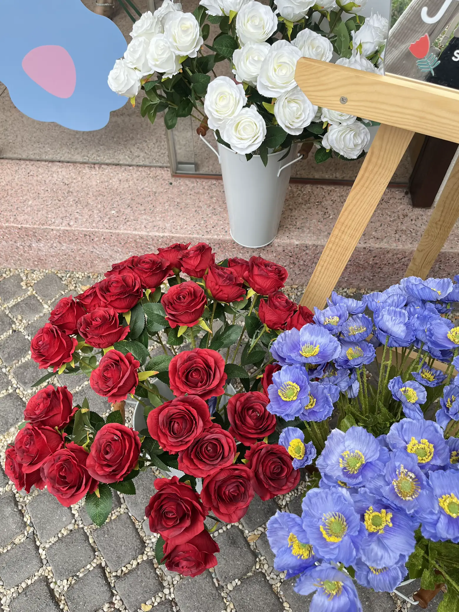 คาเฟ่ดอกไม้สมูทตี้สุดคิวท์ย่านอารีย์ Flerwows smoothie and🌷 | แกลเลอรี ...