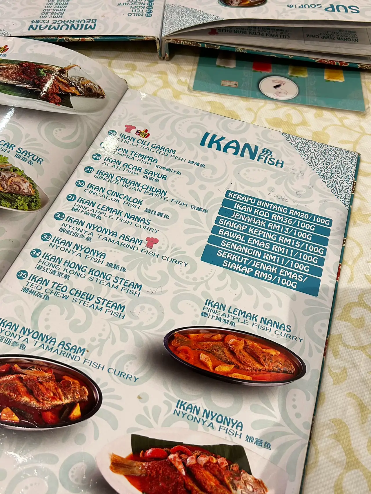 Best Nyonya Food in Melaka? Atlantic Restaurant | Galeri disiarkan oleh ...