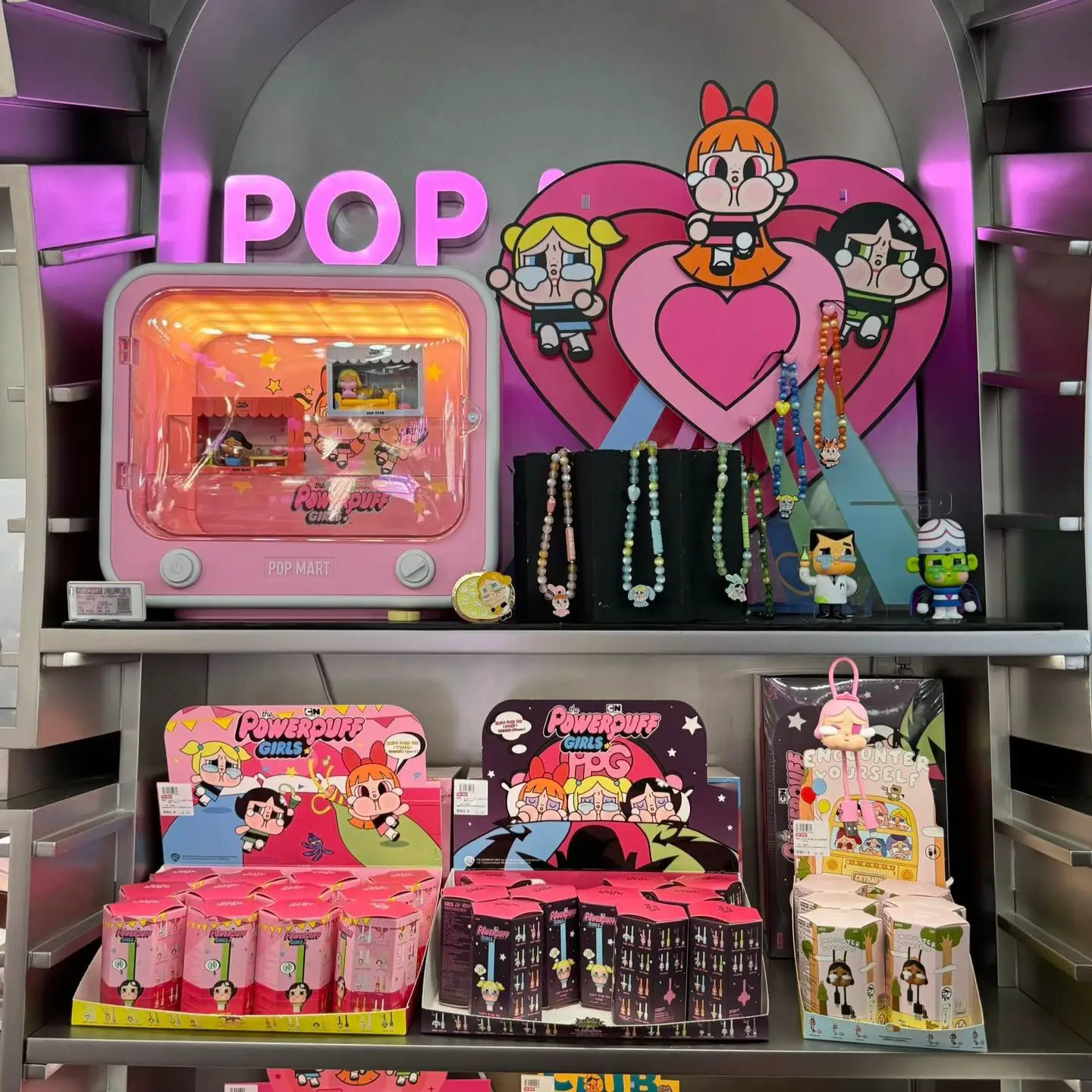 Pop Mart Flagship Store, the largest branch in Shanghai 🇨🇳 | Gallery ...