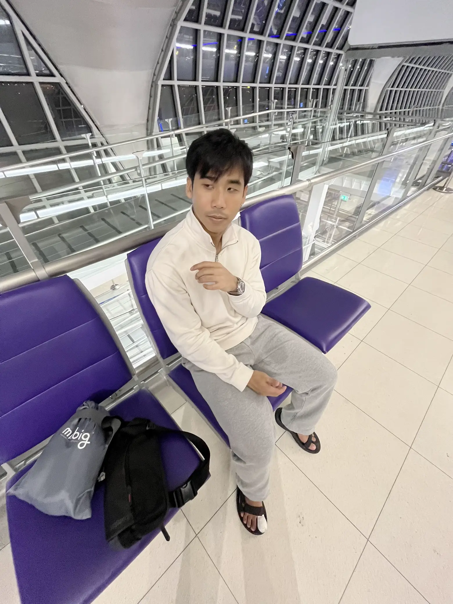 บินไฟล์ทยาวแต่งตัวขึ้นเครื่องยังไง จากประสบการณ์บินมากกว่าสิบปี | แกลเลอรีที่โพสต์โดย Guy ...