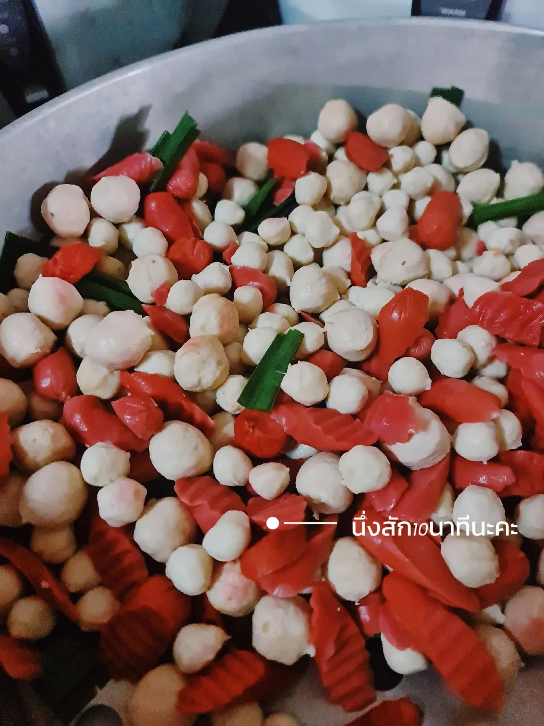 เลี้ยงโรงทาน | แกลเลอรีที่โพสต์โดย pamata | Lemon8