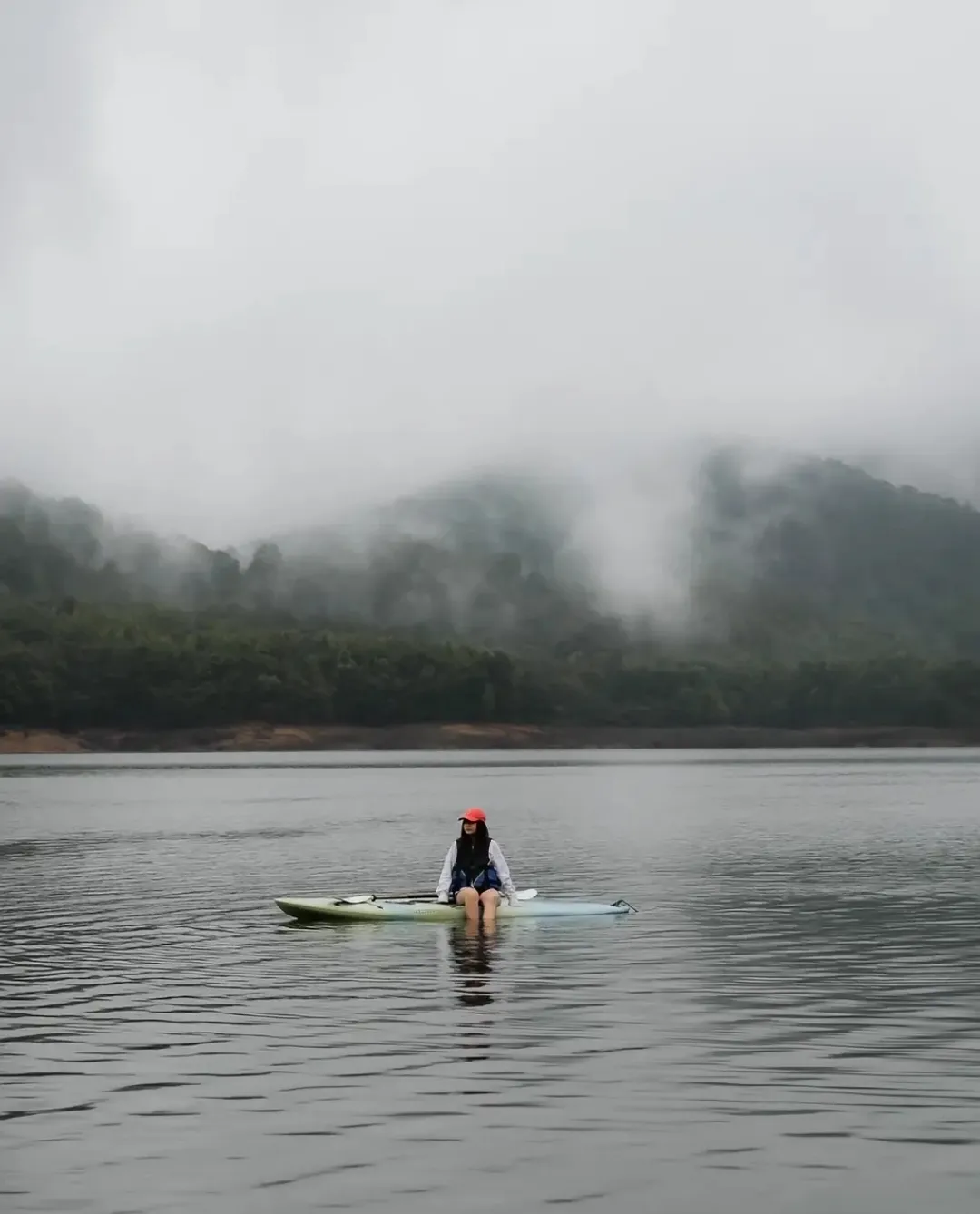 ลอยภิรมย์ | แกลเลอรีที่โพสต์โดย mountain float | Lemon8