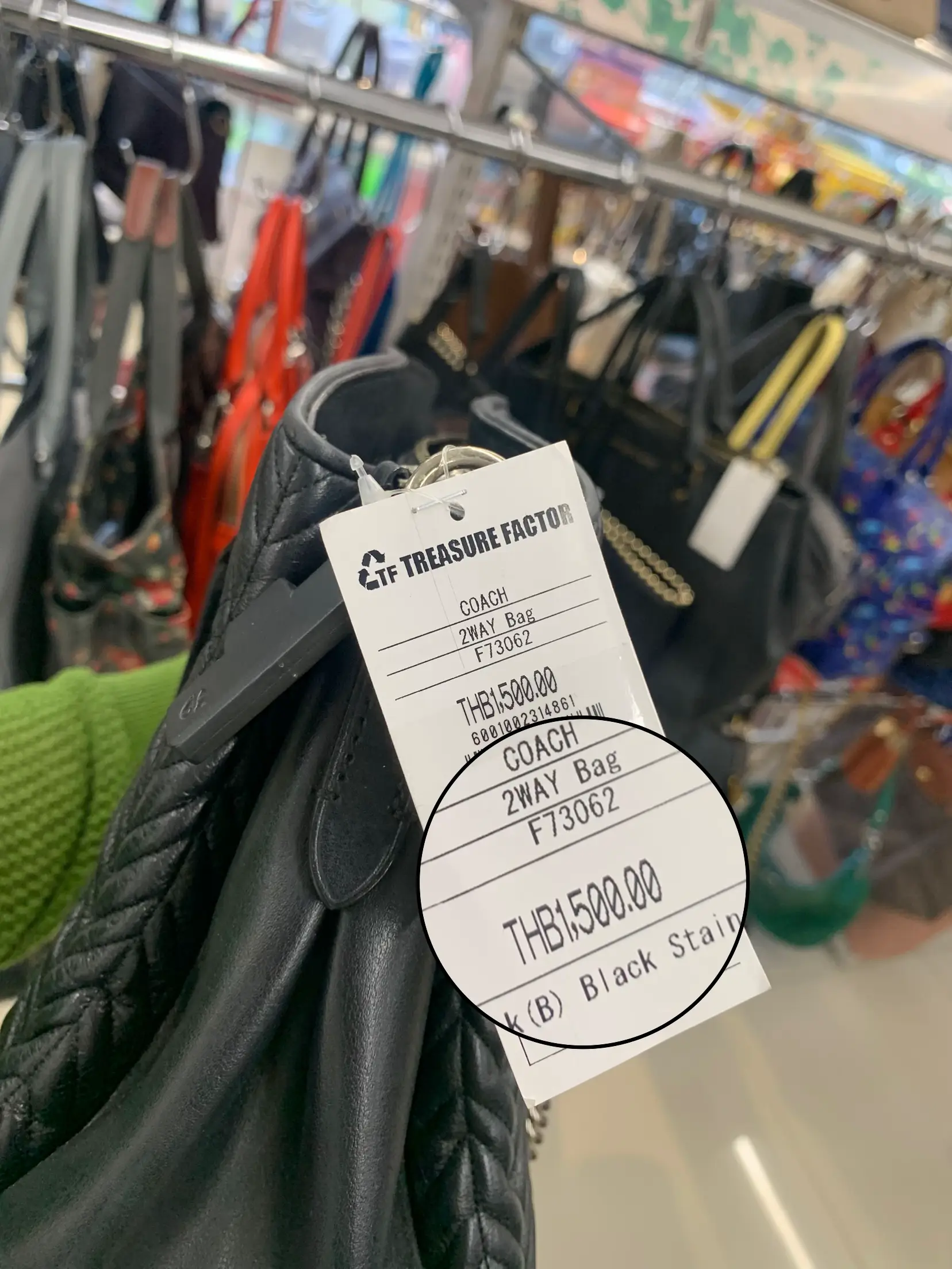 Coach 2 Way Bag | แกลเลอรีที่โพสต์โดย balen | Lemon8