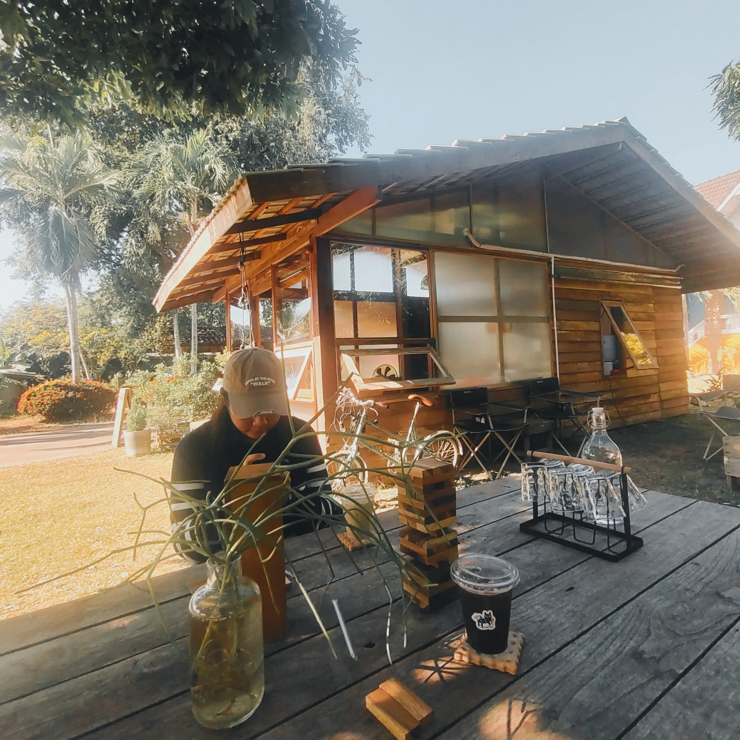 "ขวัญชัยกาแฟ" คาเฟ่โฮมมี่น่ารัก | แกลเลอรีที่โพสต์โดย Happy Mango | Lemon8