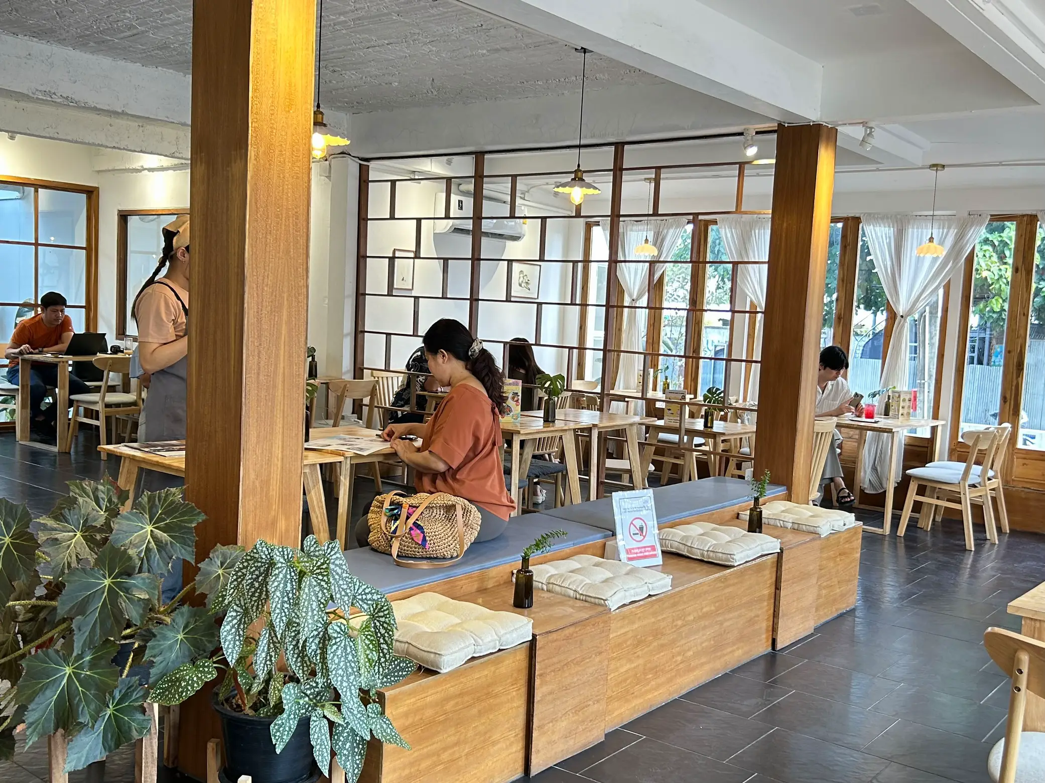 Hoshi Tsuki ร้านกาแฟสไตล์ญี่ปุ่น ย่าน 7 ยอดเชียงใหม่ EP.2 | แกลเลอรีที่โพสต์โดย RAIN_LIFE | Lemon8