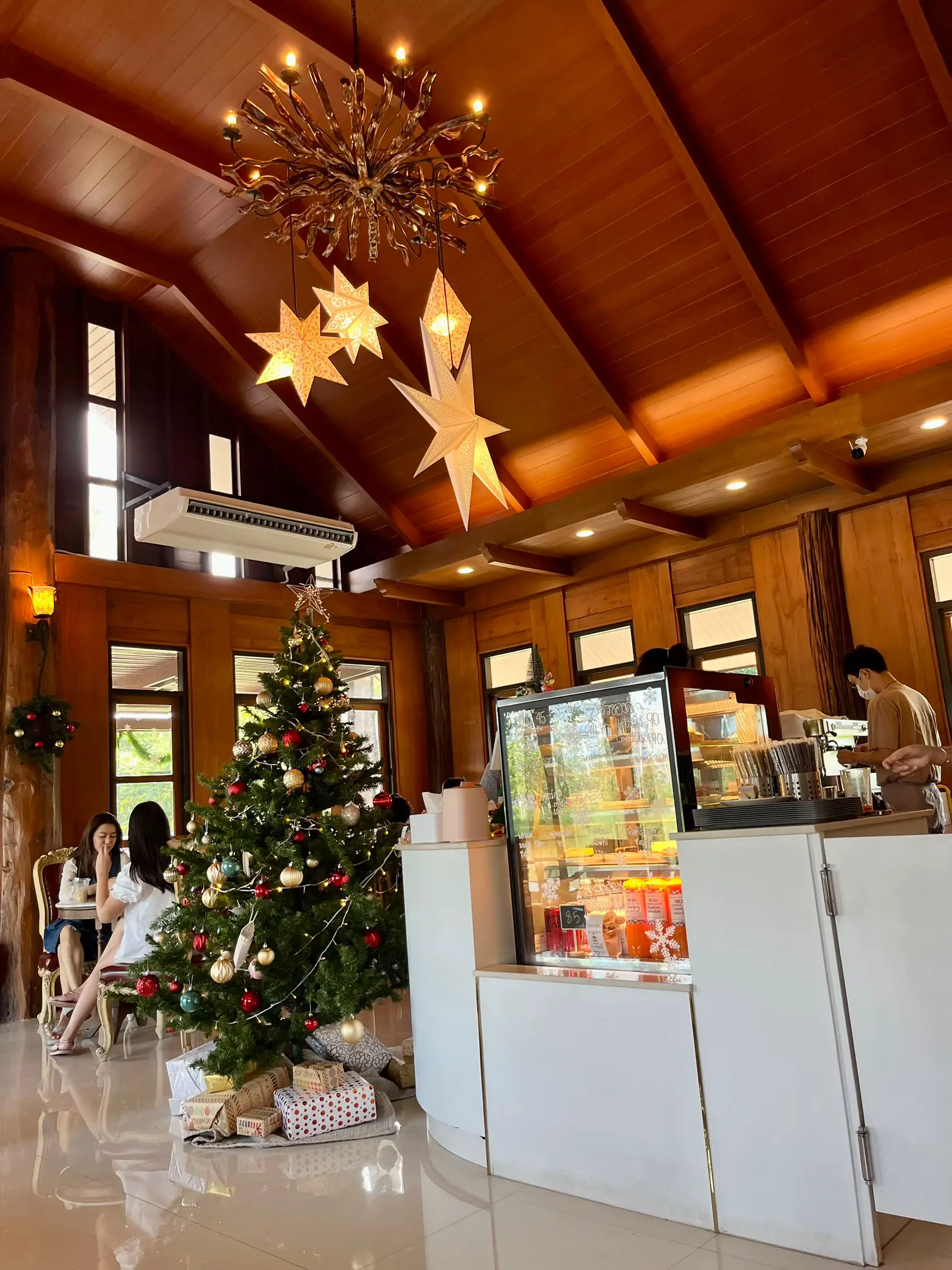 19 Sunday cafe คาเฟ่ลับที่ไม่ลับ กลางเมืองแปดริ้ว | แกลเลอรีที่โพสต์โดย ...