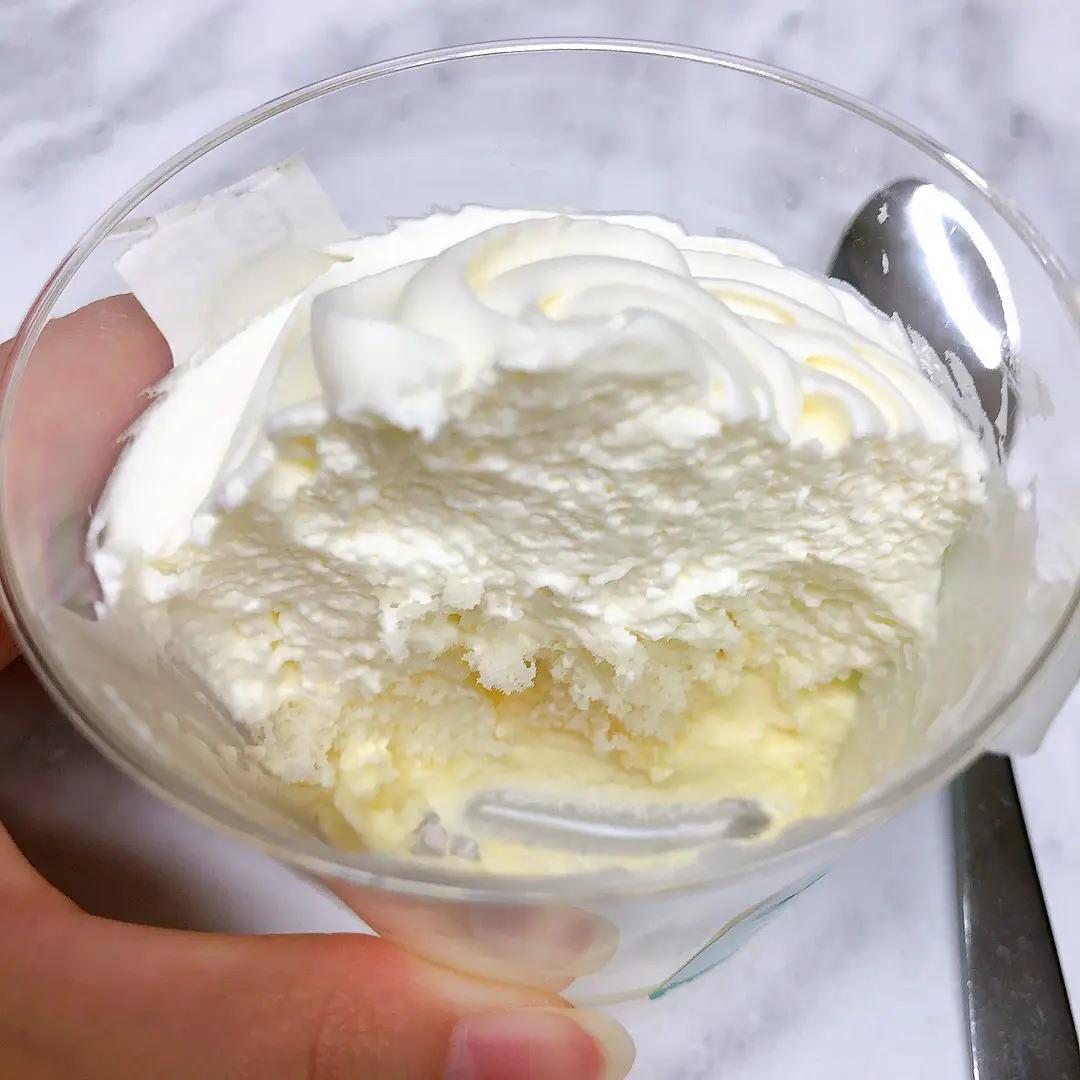 ローソン『Uchi Café×Milk クリームたっぷりMILKケーキ』🐮🤎 | cocotte_gourmetが投稿したフォトブック | Lemon8