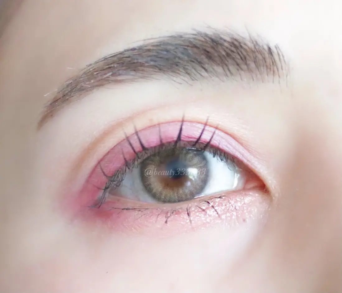 ブルベさん🌹に最強パレット🎨パープルプラム系やピンク系が詰まったZEESEA | haruka333888が投稿したフォトブック | Lemon8