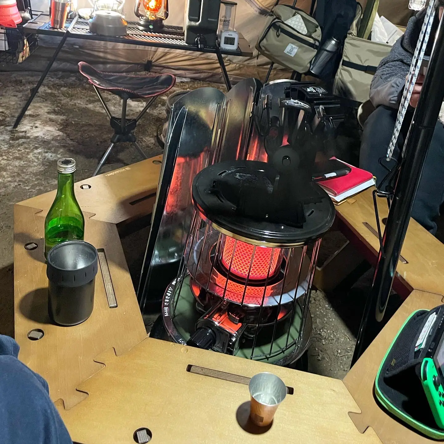 ขนมปังปิ้งกับสาเกท้องถิ่น !!! | แกลเลอรีที่โพสต์โดย chibi.....camp | Lemon8