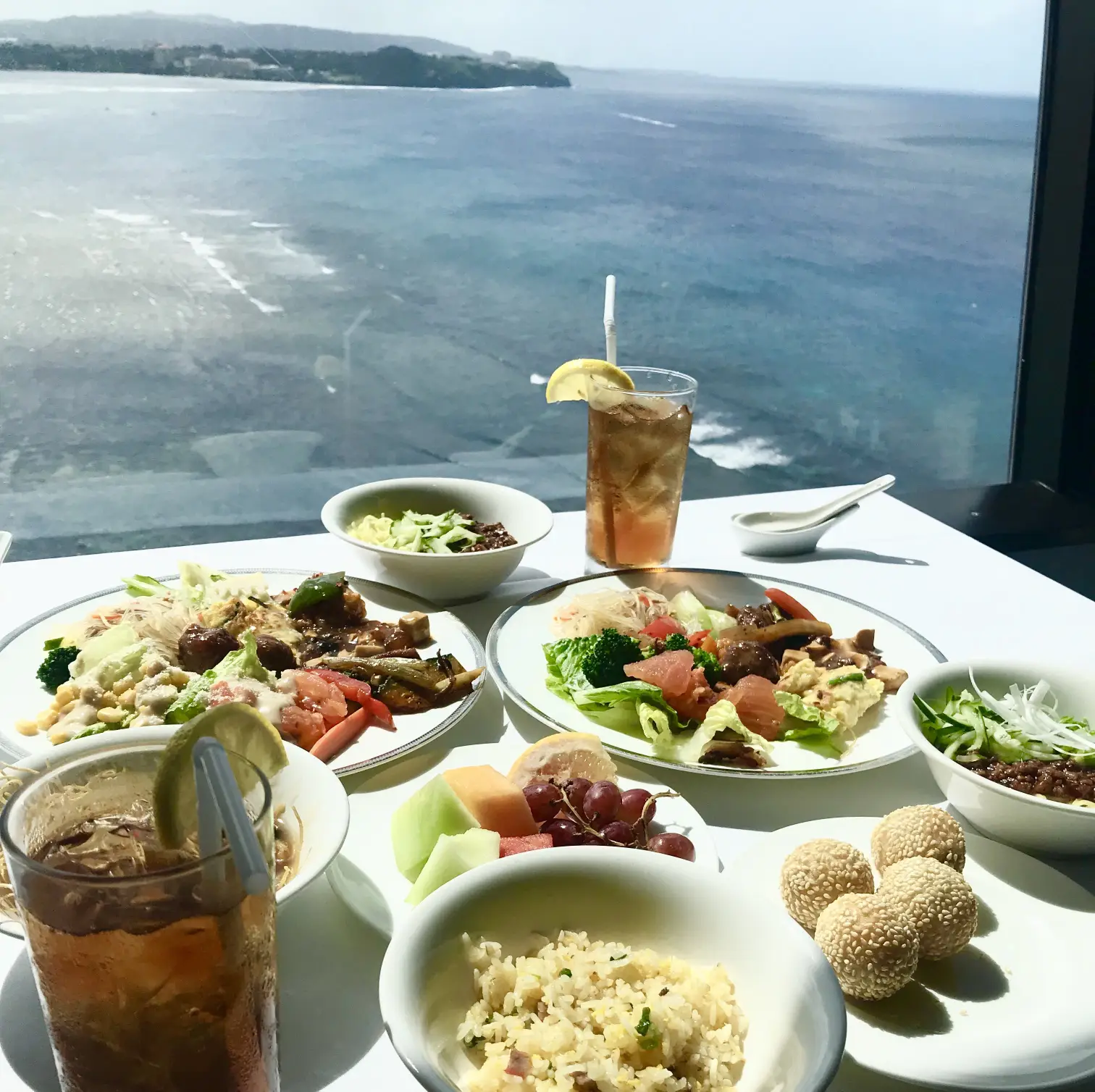 Guam 】 Restaurant with ocean view! All-you-can-eat is here | Gallery ...