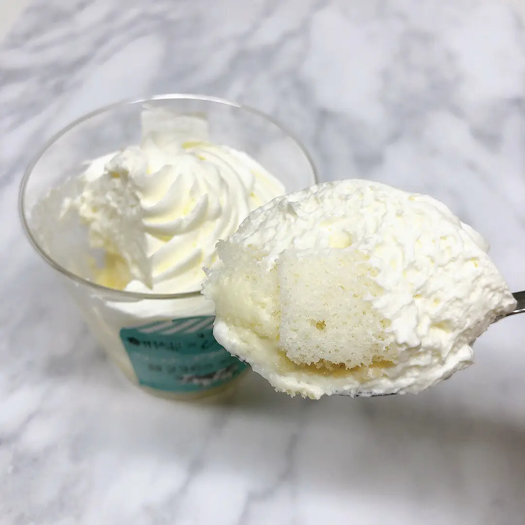 ローソン『Uchi Café×Milk クリームたっぷりMILKケーキ』🐮🤎 | cocotte_gourmetが投稿したフォトブック | Lemon8