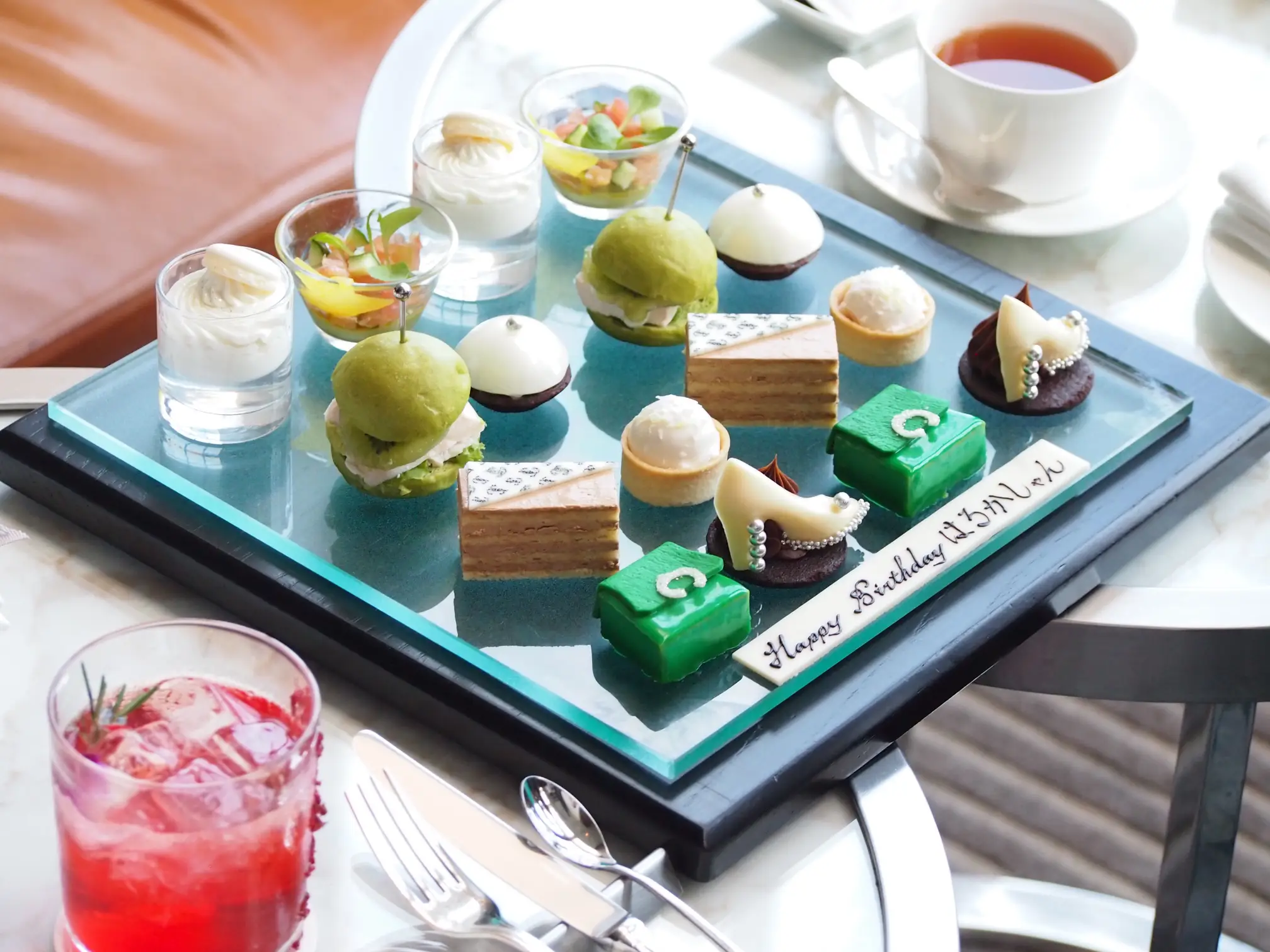 Conrad Afternoon Tea with JIMMY CHOO ♡ | Gallery posted by harukambo ...