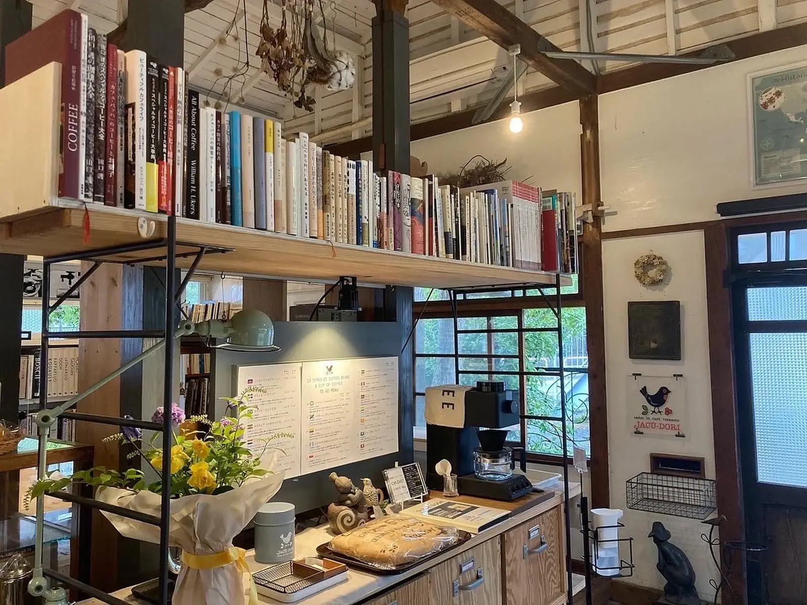 Chiba Cafe [20 minutes on foot from Soga Station] Coffee shop in a ...