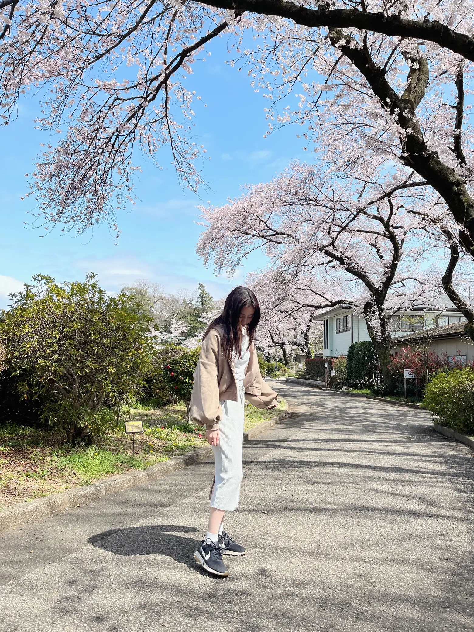 動きやすくて可愛い【春のピクニックコーデ】🌸 | _aki_jpが投稿したフォトブック | Lemon8