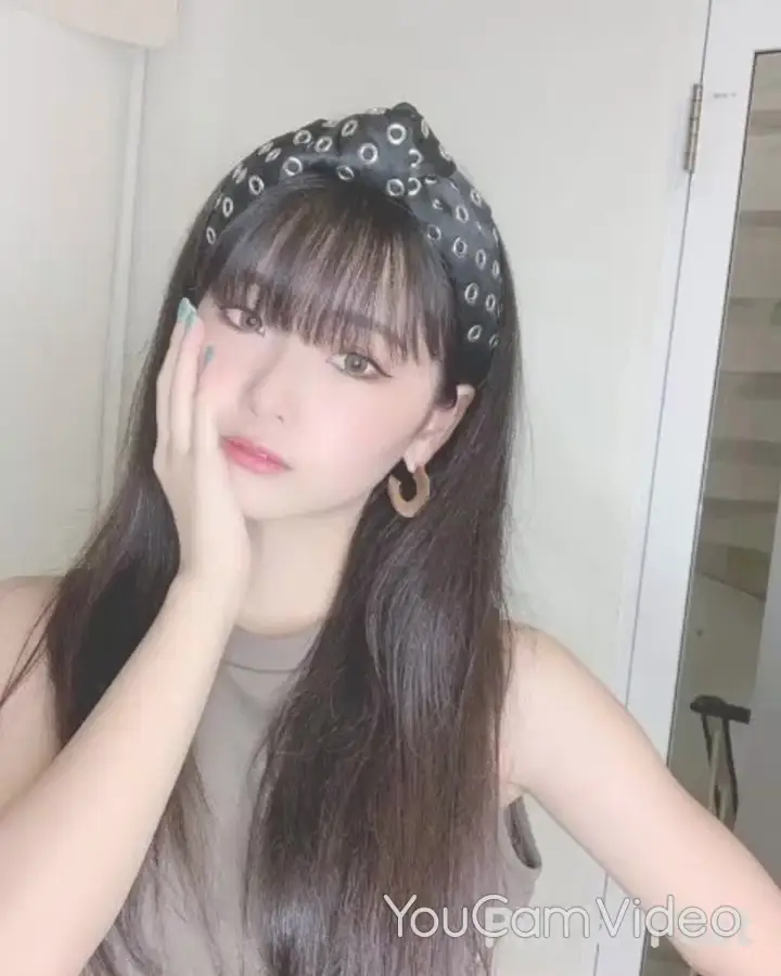 あみかちゃんやってみたよー！ | ainaの投稿動画 | Lemon8