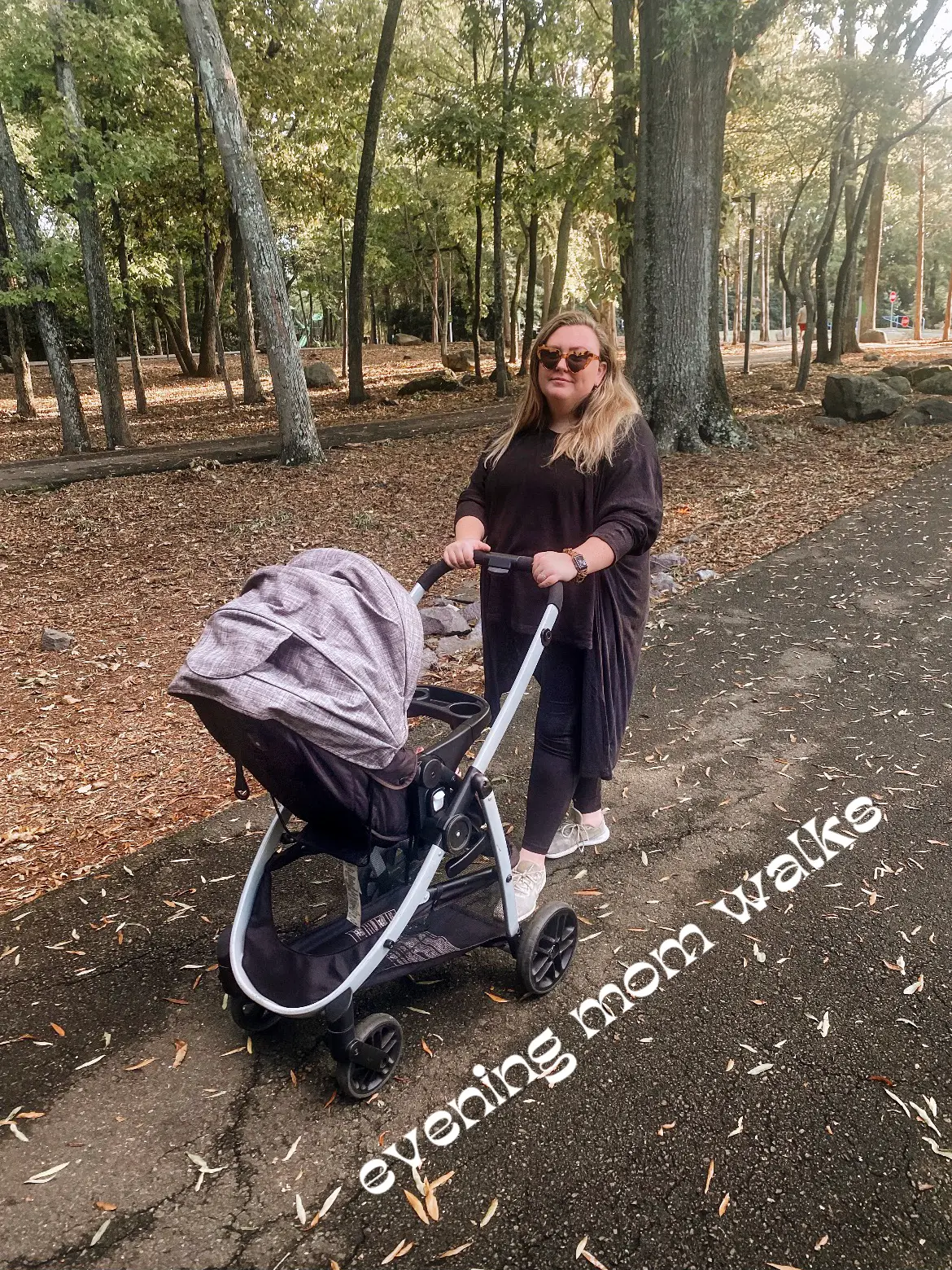 Evening mom walks 🩷 | Gallery posted by Izzy Simpson | Lemon8