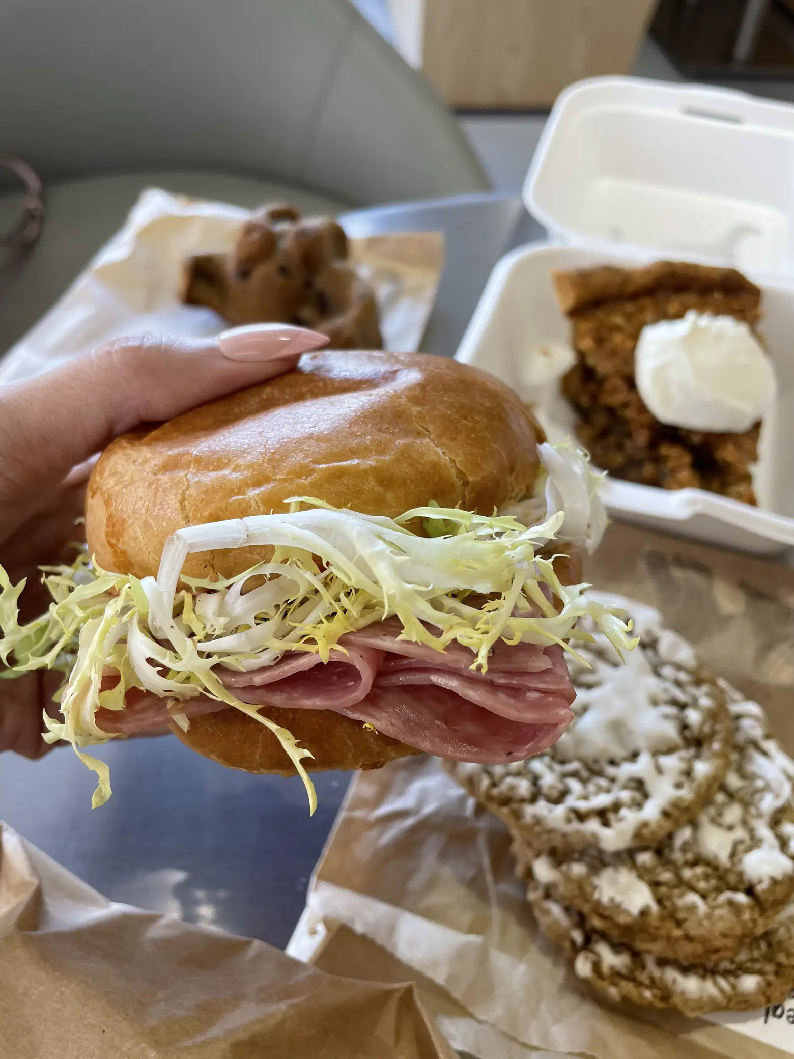 🦕 Brontosaurus banana bread! | Gallery posted by Foodiehand | Lemon8