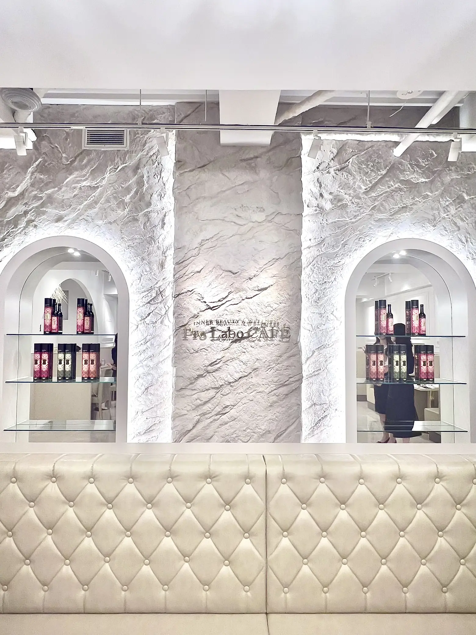 【🔖新宿】新店舗情報🌸4月オープン🌸身体に優しいグルテンフリーカフェ | みきにゃん🐱グルメ・旅ログが投稿したフォトブック | Lemon8