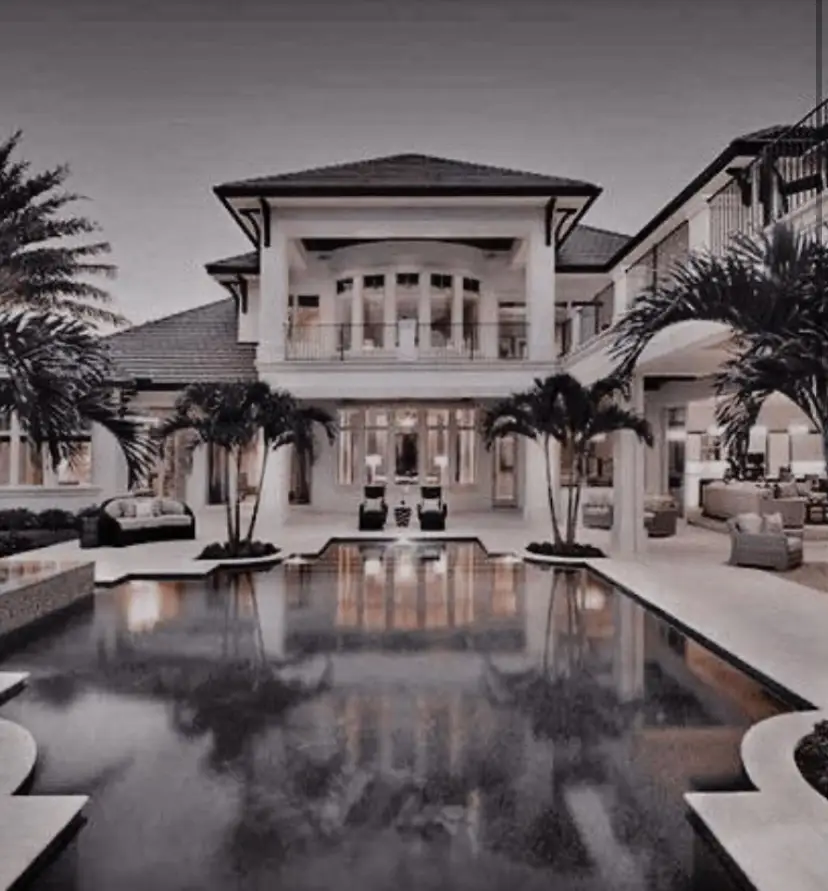 Modern Luxury Mansion | Dark Aesthetic Luxury Home | Gallery posted by ...