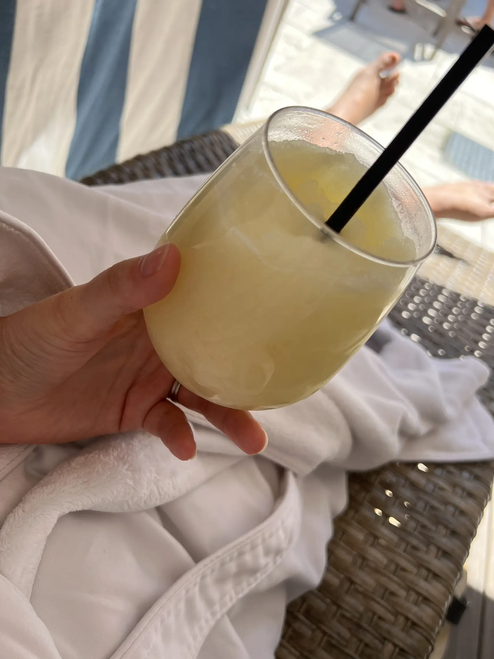 A couples massage 🥥 | Gallery posted by Amanda Warren | Lemon8