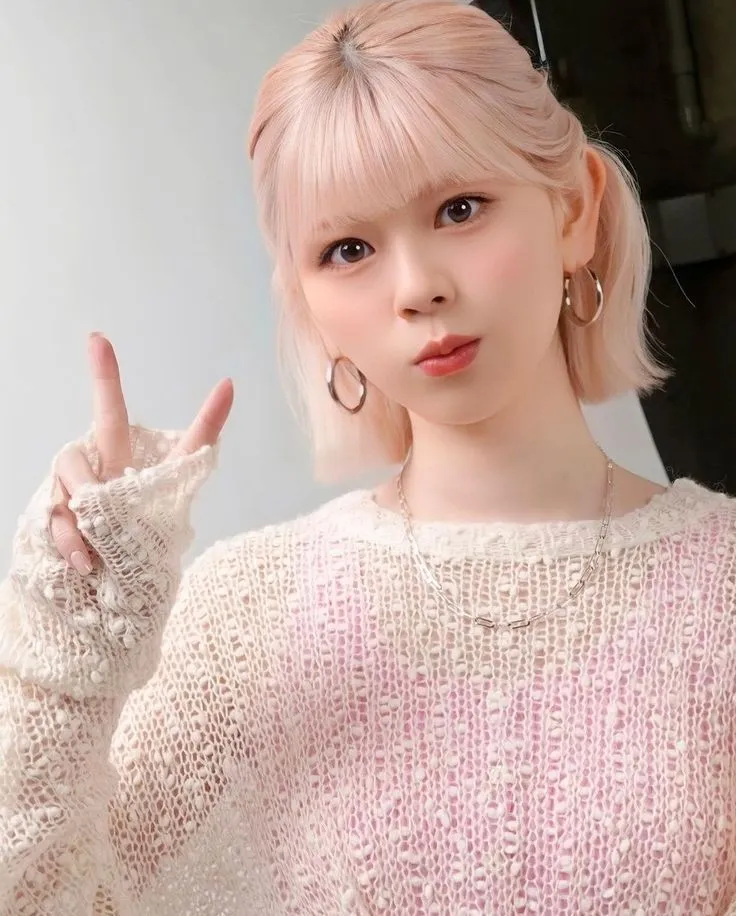 NiziUリクの画像がいっぱい | ももかが投稿したフォトブック | Lemon8