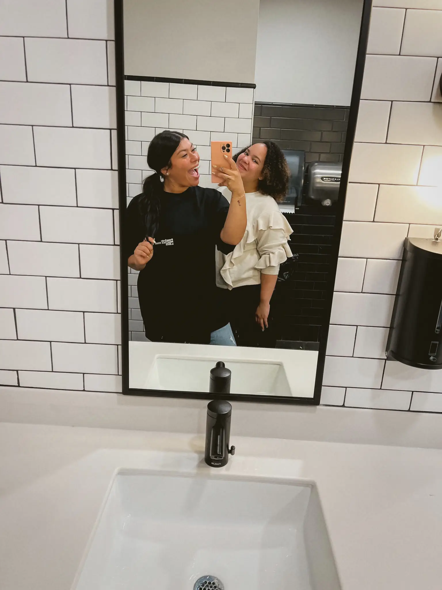 what I wore this weekend🤍 | Gallery posted by Irene Vallejos | Lemon8