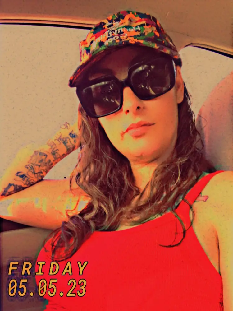 IN FOUR WORDS OR LESS…. | แกลเลอรีที่โพสต์โดย Beautiful_Ray | Lemon8