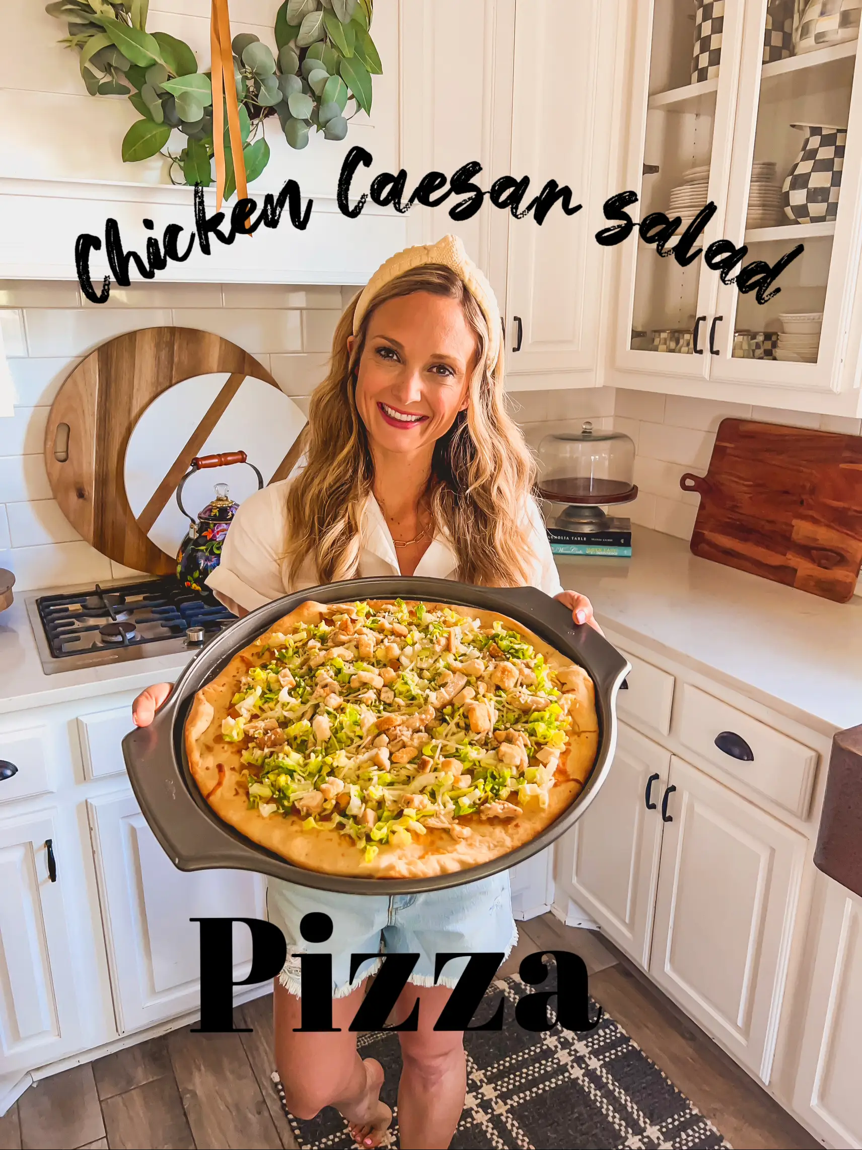 Chicken Caesar Salad Pizza | Video published by Lifebyleanna | Lemon8