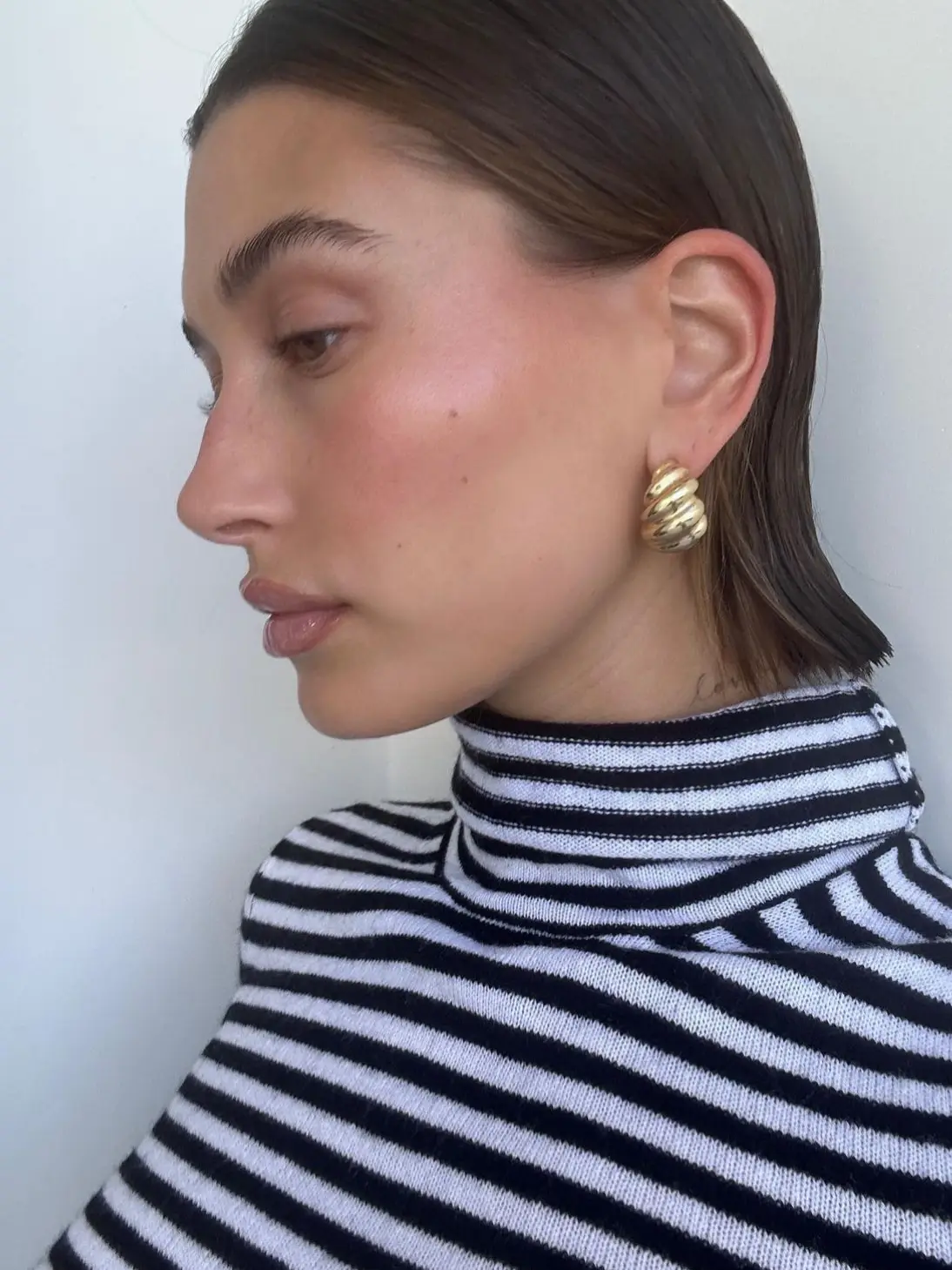 🖤🤍 | Gallery posted by Hailey Bieber | Lemon8