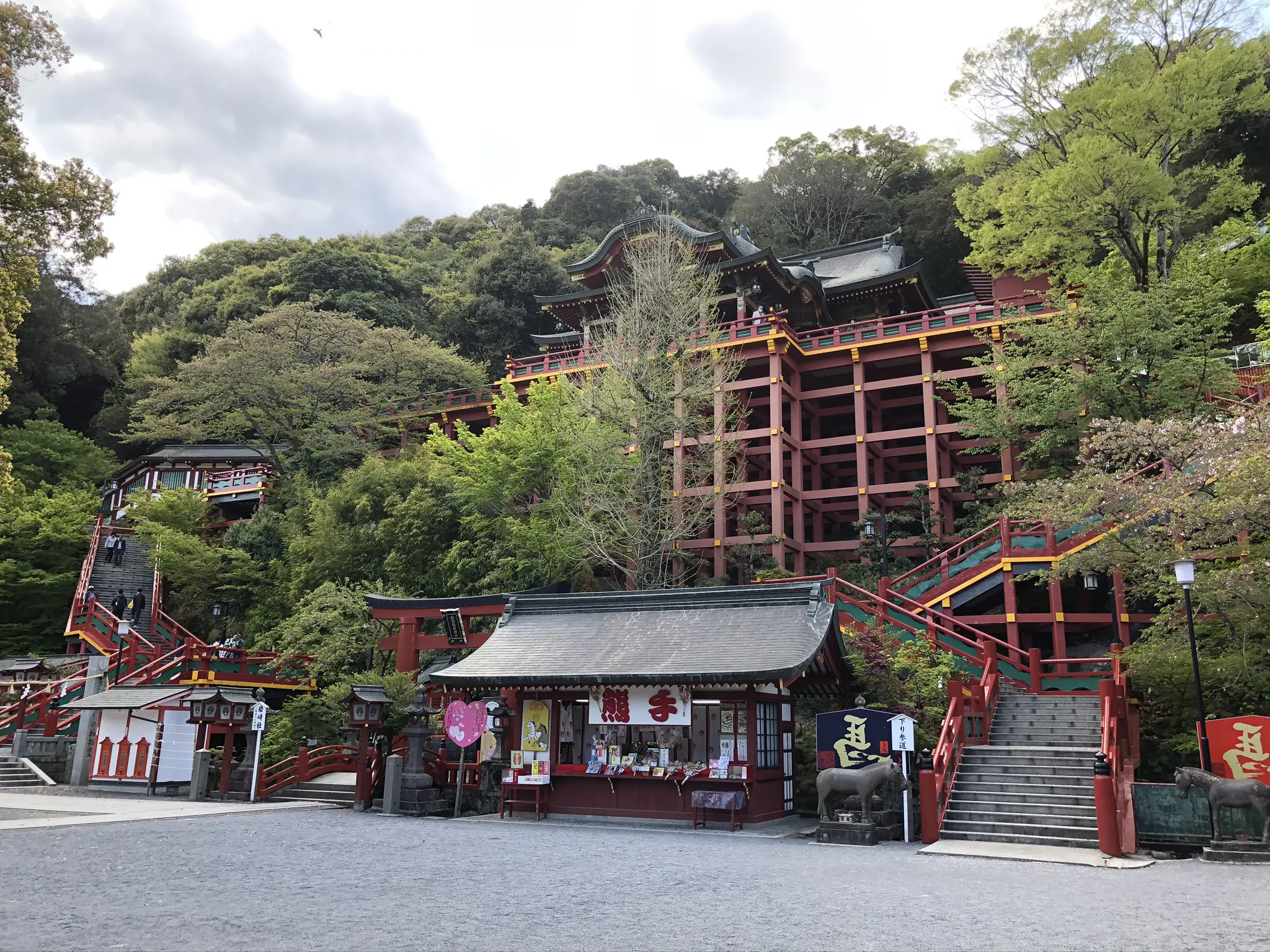 ศาลเจ้าอุตสึอินะ | แกลเลอรีที่โพสต์โดย ☆MARI ☆ | Lemon8