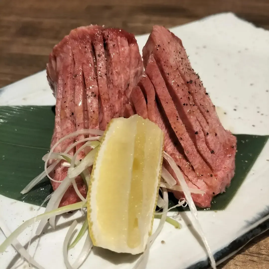 ร้านอาหาร Yakiniku อร่อยอย่างไม่น่าเชื่อ | แกลเลอรีที่โพสต์โดย 大阪グルメ ...