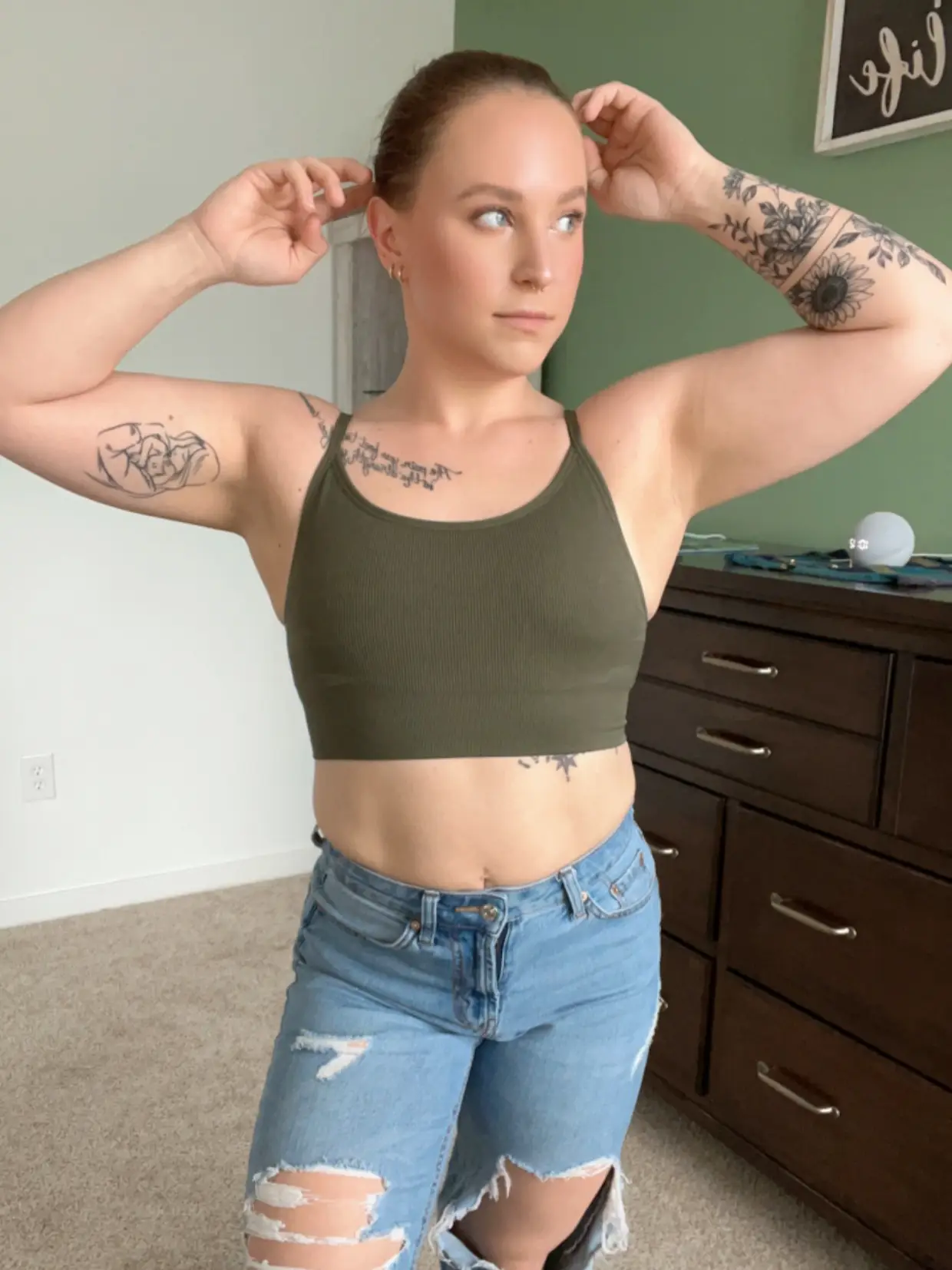 𝙱𝚎𝚎𝚗 𝚛𝚎𝚊𝚕𝚕𝚢 𝚐𝚘𝚒𝚗𝚐 𝚝𝚑𝚛𝚘𝚞𝚐𝚑 𝚒𝚝🫥 | Gallery posted by Sarah | Lemon8