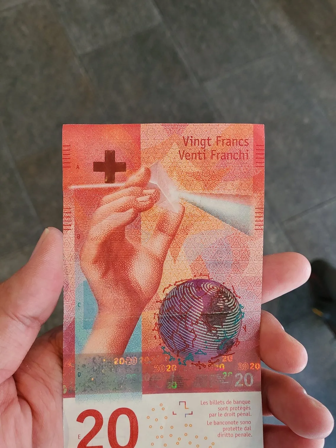 A day trip in Basel, Switzerland 🇨🇭 | แกลเลอรีที่โพสต์โดย Munish Arora ...