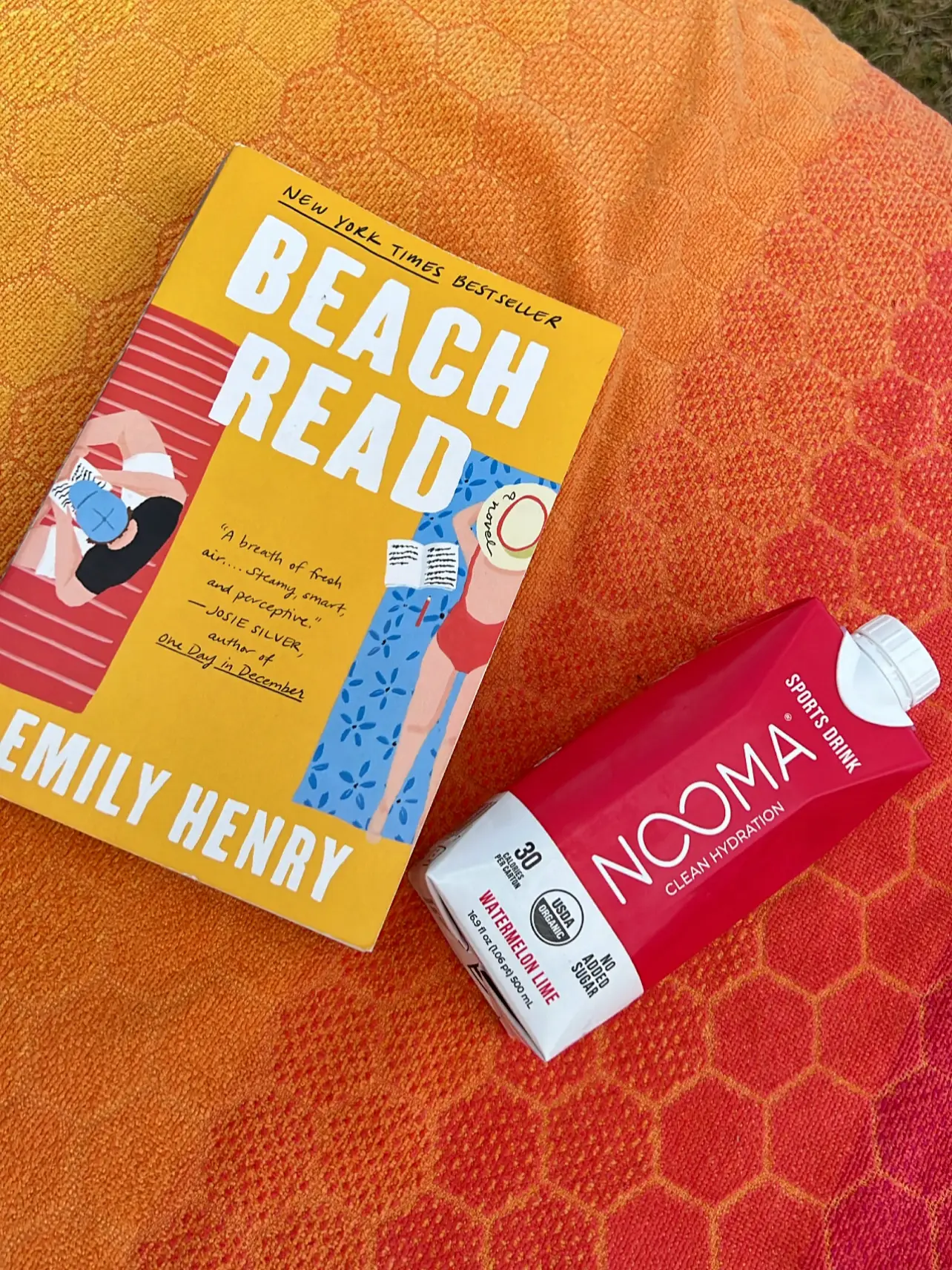 pool essentials☀️ | แกลเลอรีที่โพสต์โดย Megan Brokaw | Lemon8