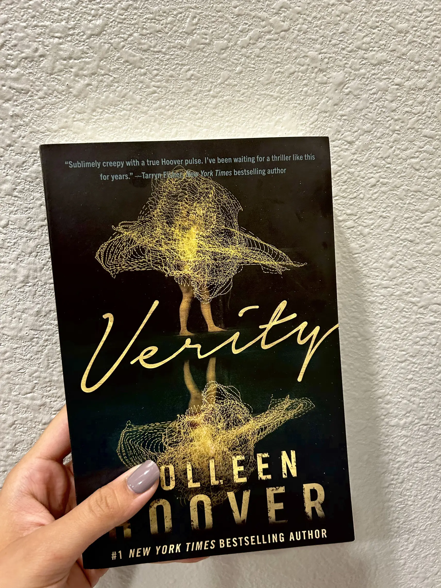 Bookworm ☁️ ️ | Gallery posted by yari | Lemon8