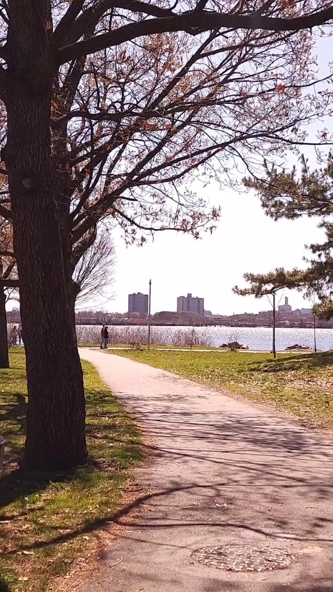 Walking is my peace 🏽 #walki | วิดีโอที่เผยแพร่โดย Iris Walks | Lemon8