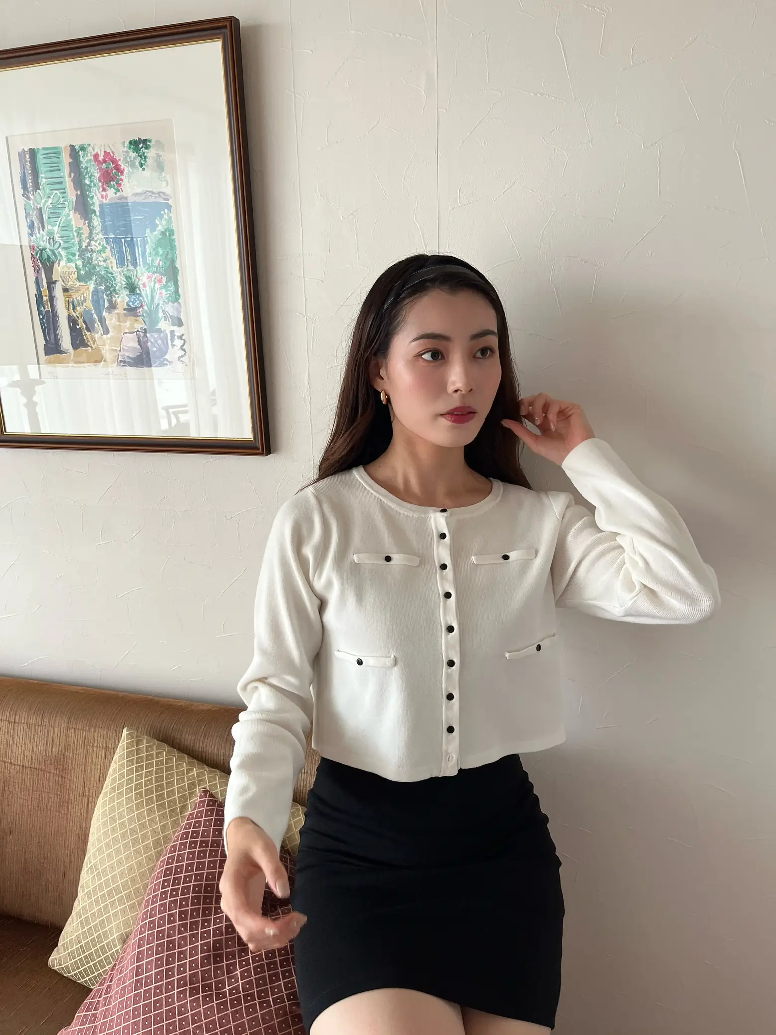 カーディガンで【モノトーン秋コーデ】🍂 | _aki_jpが投稿したフォトブック | Lemon8