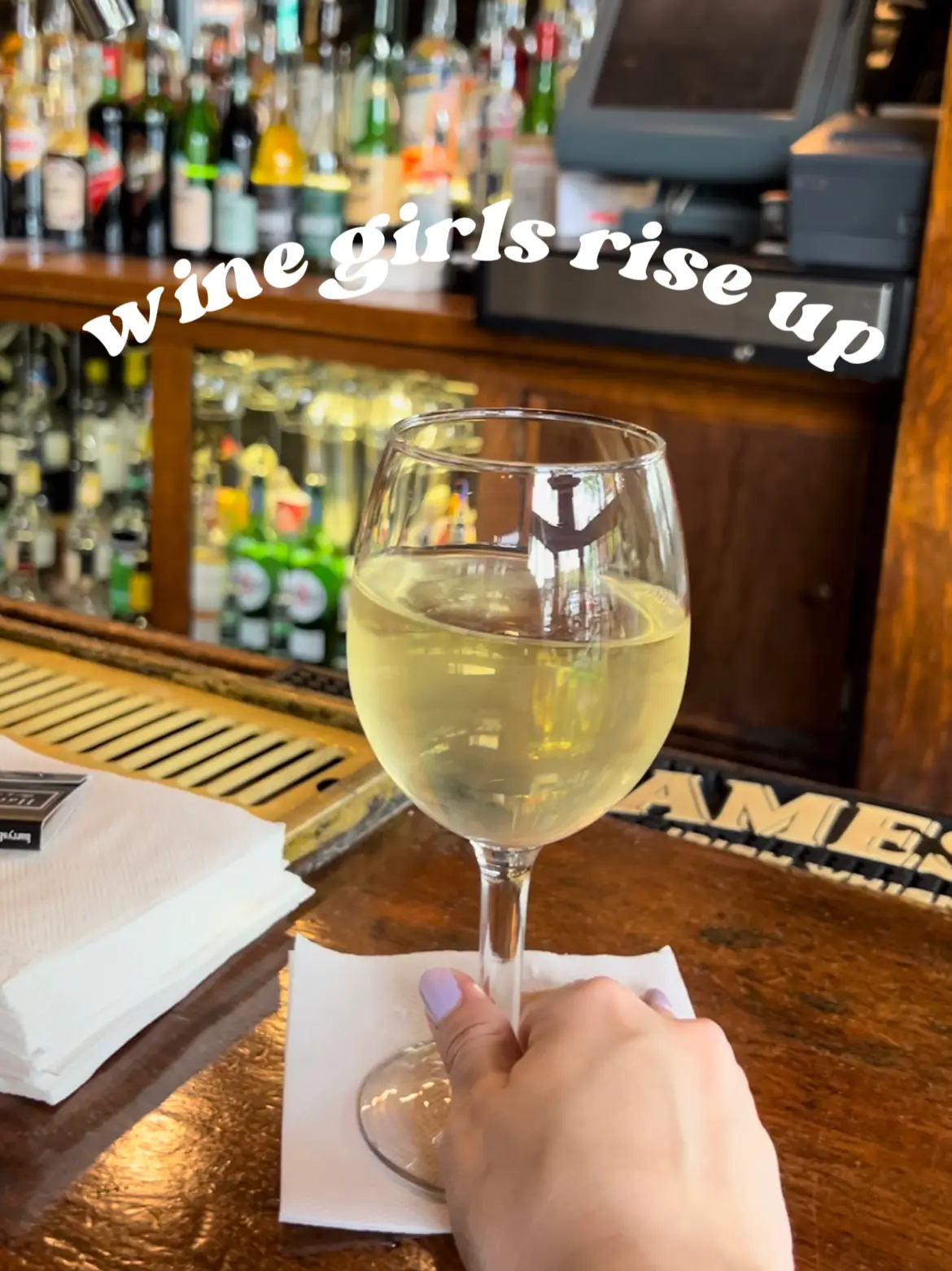 Where are my wine people at?? | แกลเลอรีที่โพสต์โดย Allison T | Lemon8