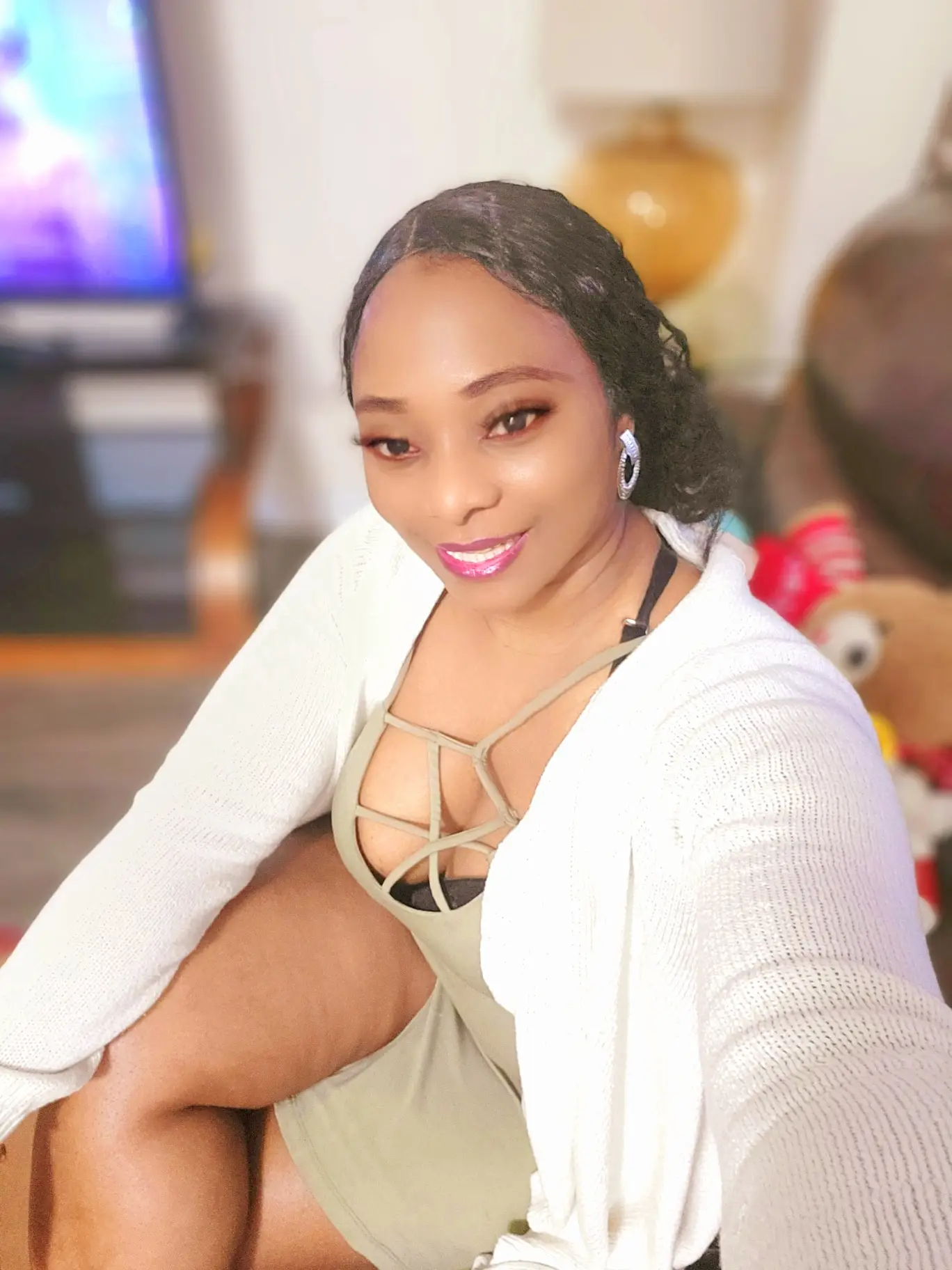 There is no right way to navigate lemon8 | Gallery posted by Renee Lewis | Lemon8