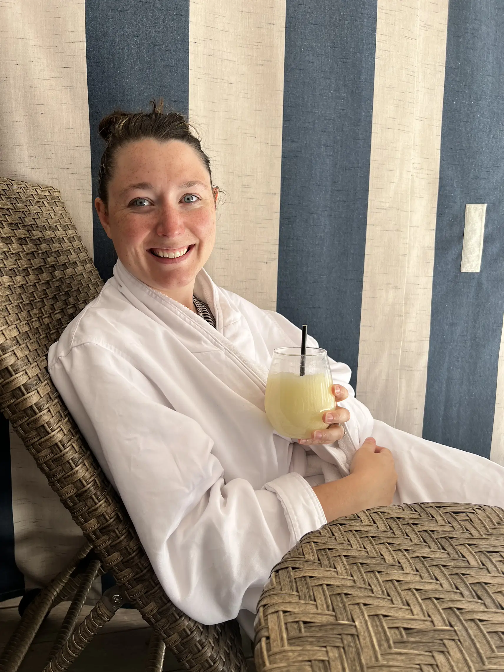 A couples massage 🥥 | Gallery posted by Amanda Warren | Lemon8