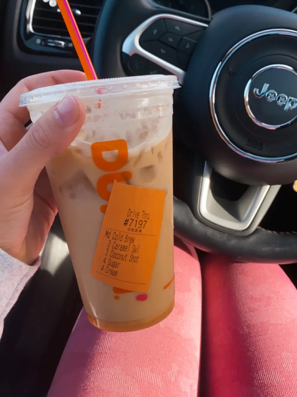 SPRING // SUMMER GO TO DUNKIN ORDER | แกลเลอรีที่โพสต์โดย Victoria ...