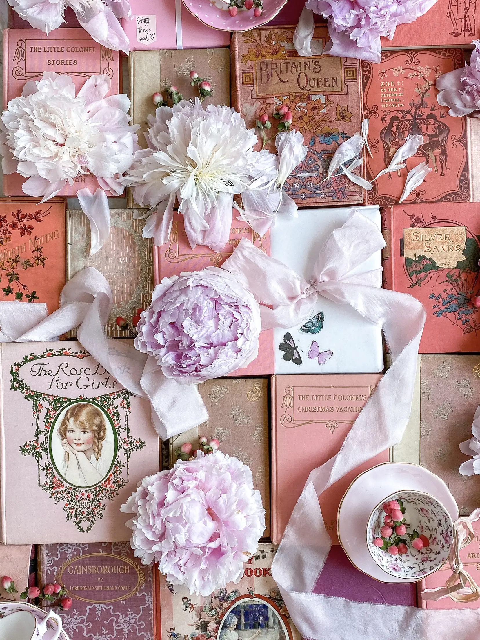 Collecting Vintage Pink Books Part Duex | Gallery posted by ...